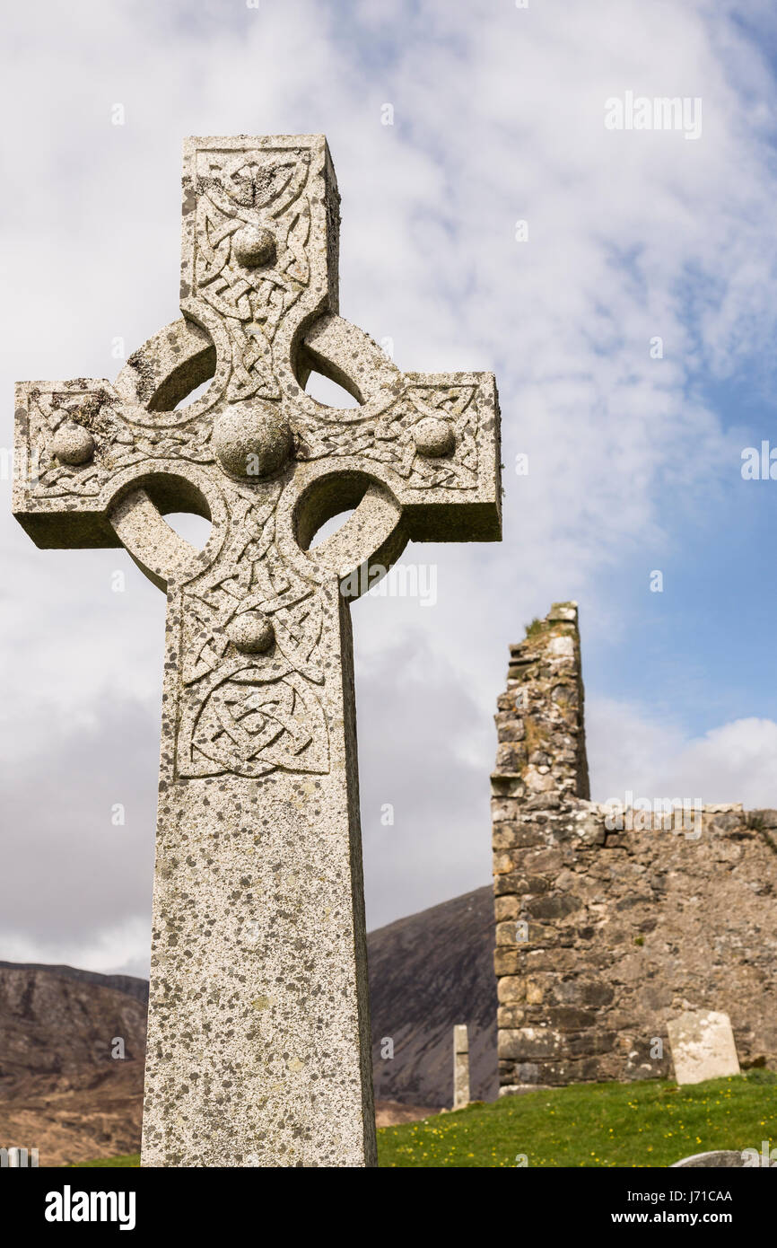 Celtic Cross at Cill Chriosd on the Isle of Skye in Scotland Stock ...