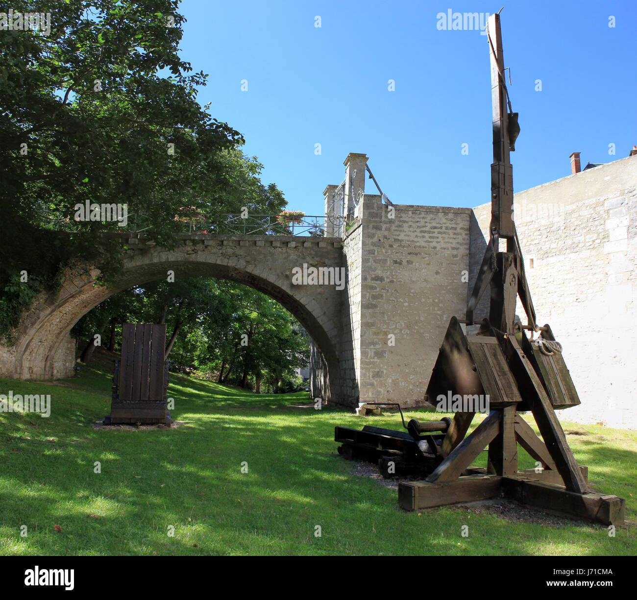 Medieval catapults High Resolution Stock Photography and Images - Alamy