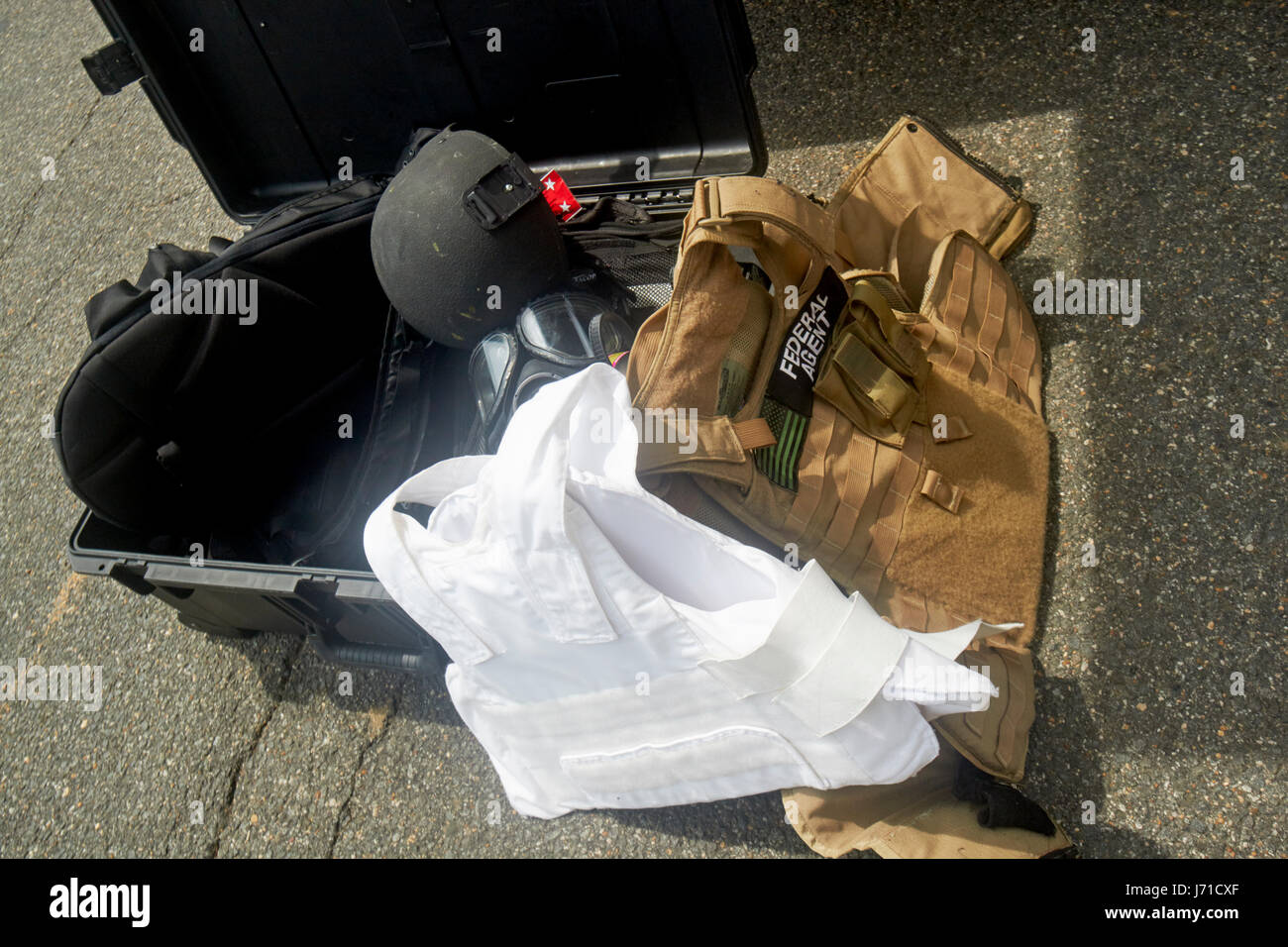 federal agent protective armour and protective equipment including ...