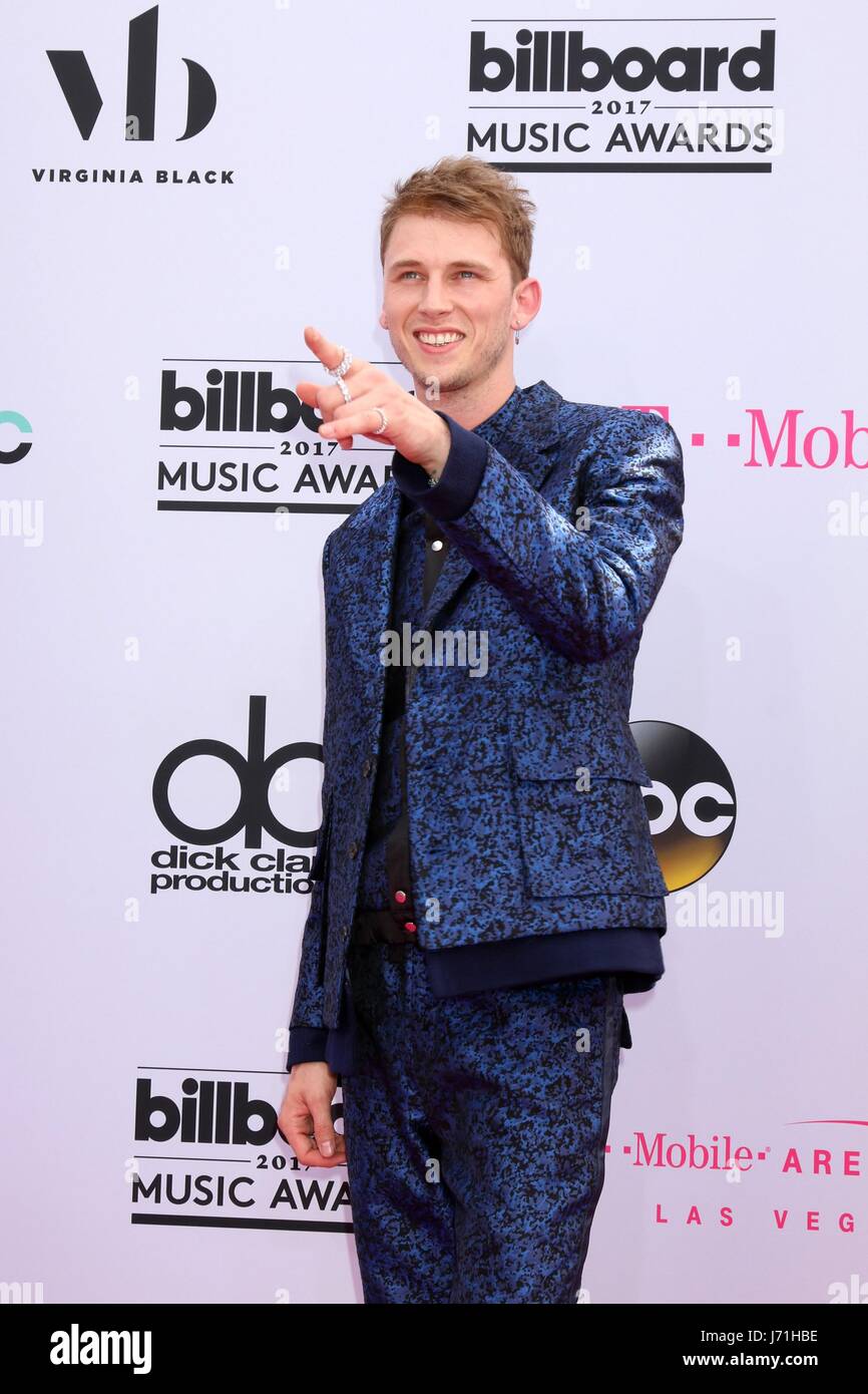 Machine Gun Kelly Billboard High Resolution Stock Photography and ...