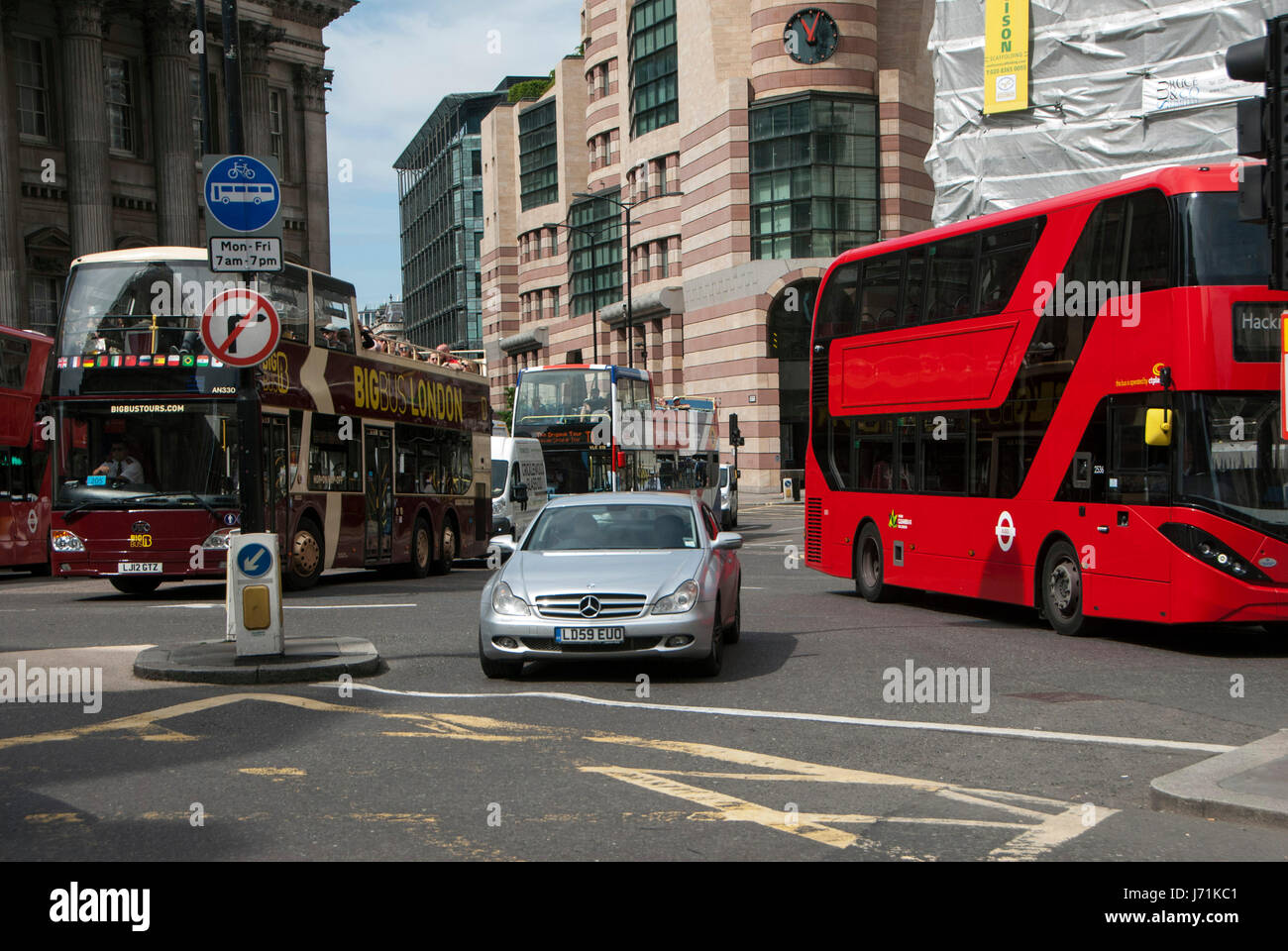 London, UK, Bank Junction. 22nd May, 2017. Traffic continues to cross ...