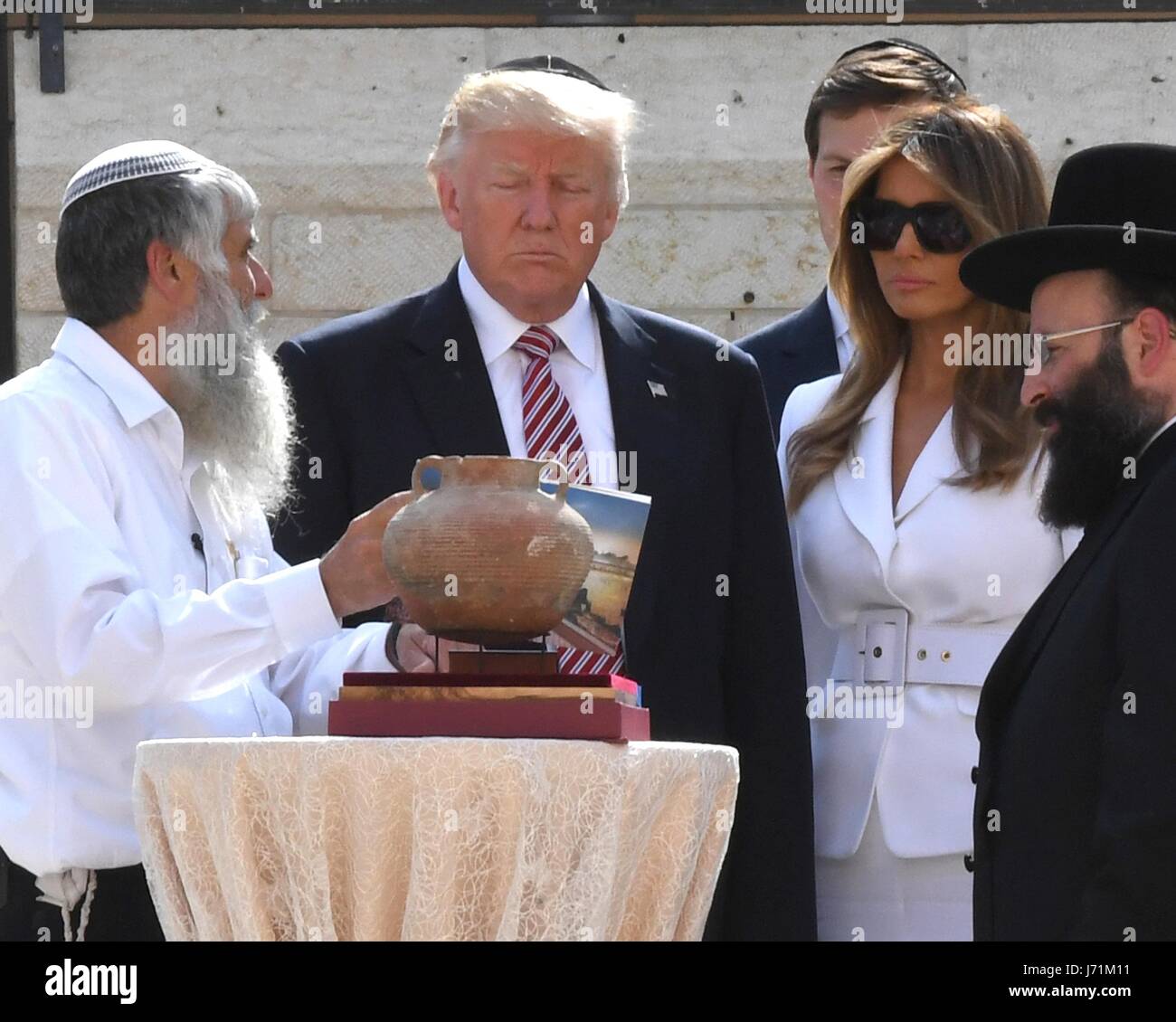 Jerusalem, Israel. 22nd May, 2017. U.S. President Donald Trump and ...