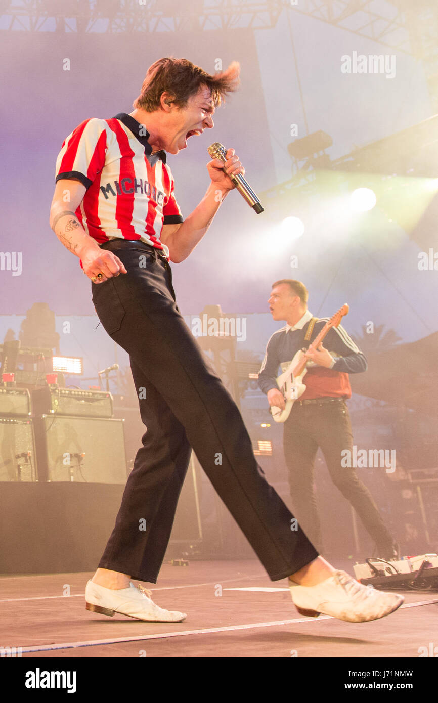 Carson, California, USA. 20th May, 2017. MATT SHULTZ and BRAD SHULTZ of ...