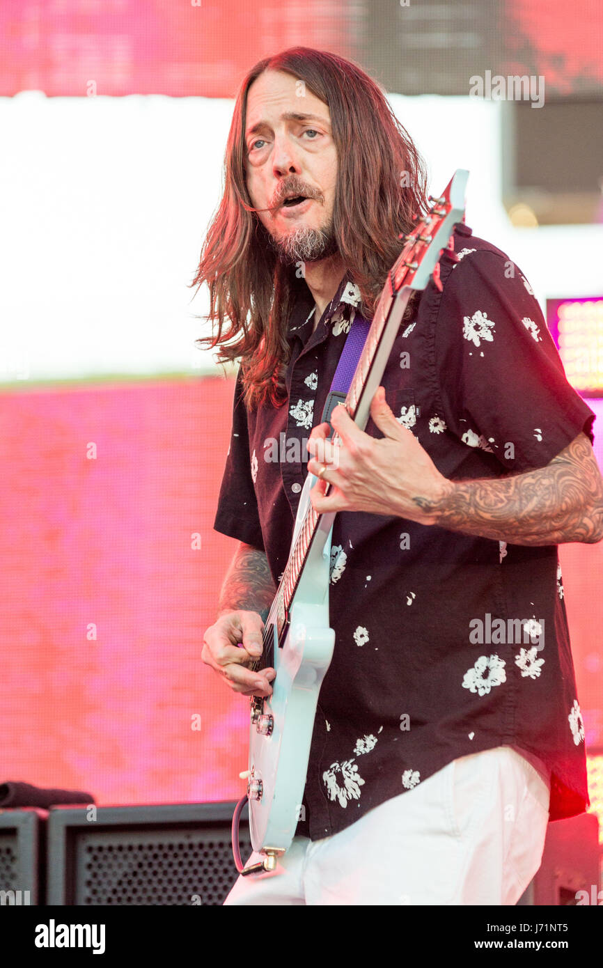 Tim mahoney of 311 hi-res stock photography and images - Alamy