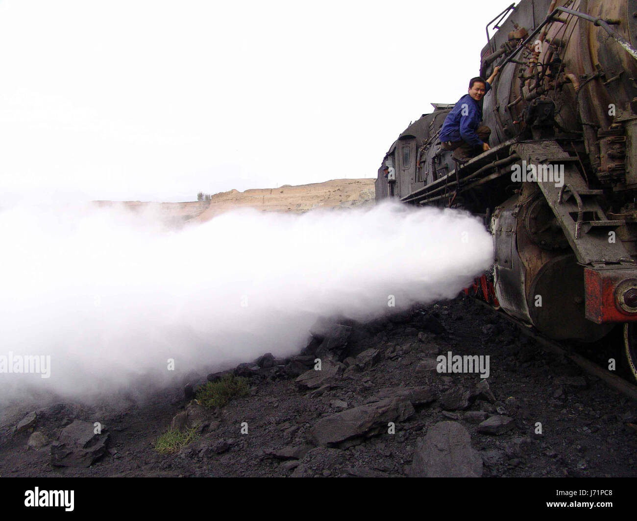 Trains carrying coal hi-res stock photography and images - Alamy