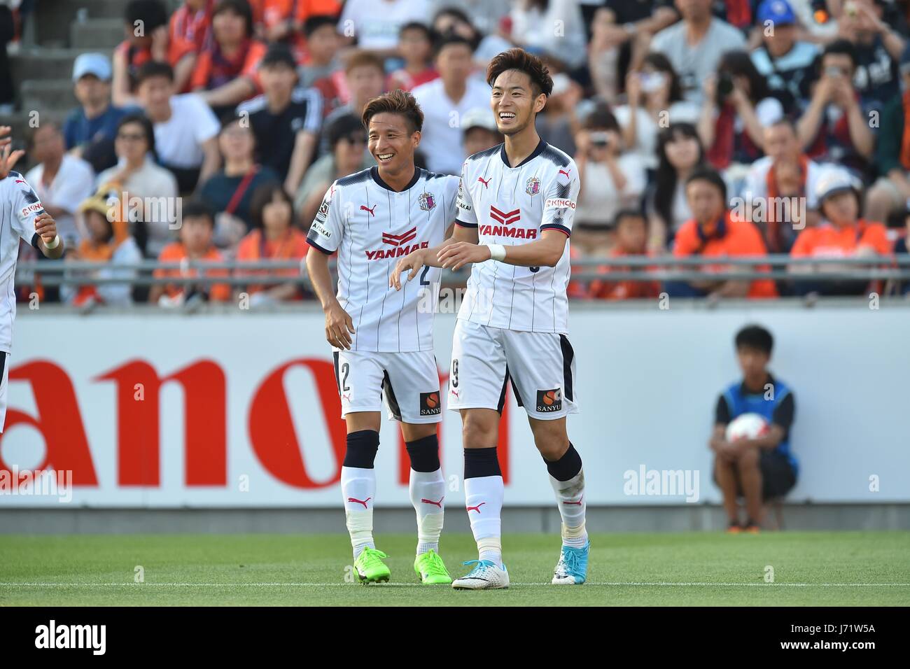(L-R) Riku Matsuda, Kenyu Sugimoto (Cerezo), MAY 20, 2017 - Football ...