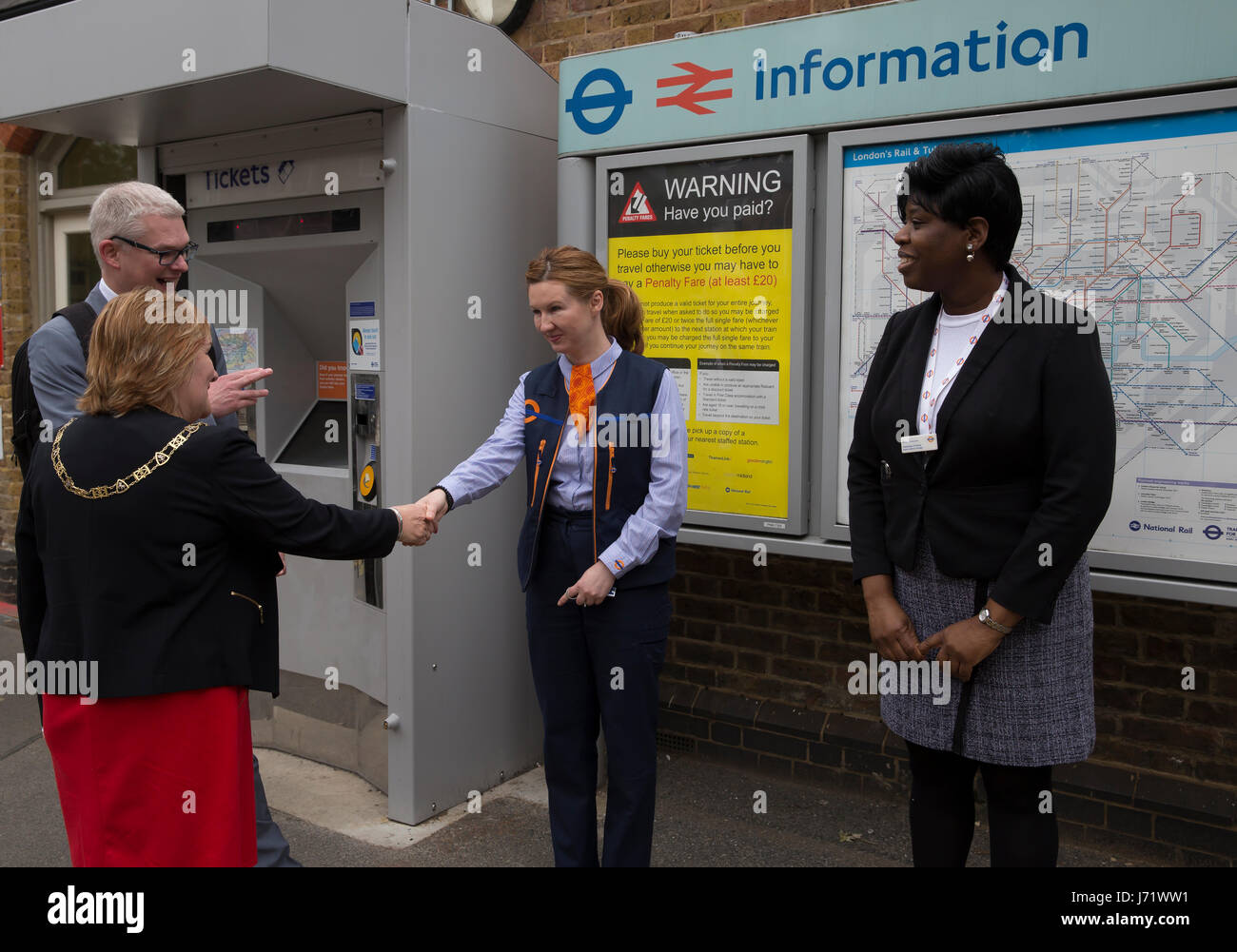 Penge west station hi-res stock photography and images - Alamy