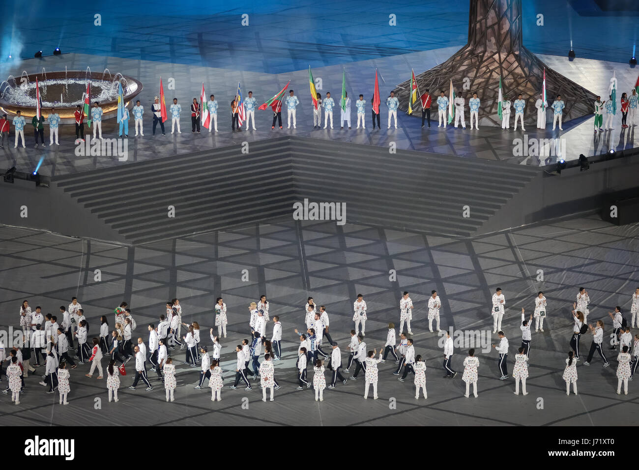 Baku, Azerbaijan. 22nd May, 2017. Athletes make their way into the ...