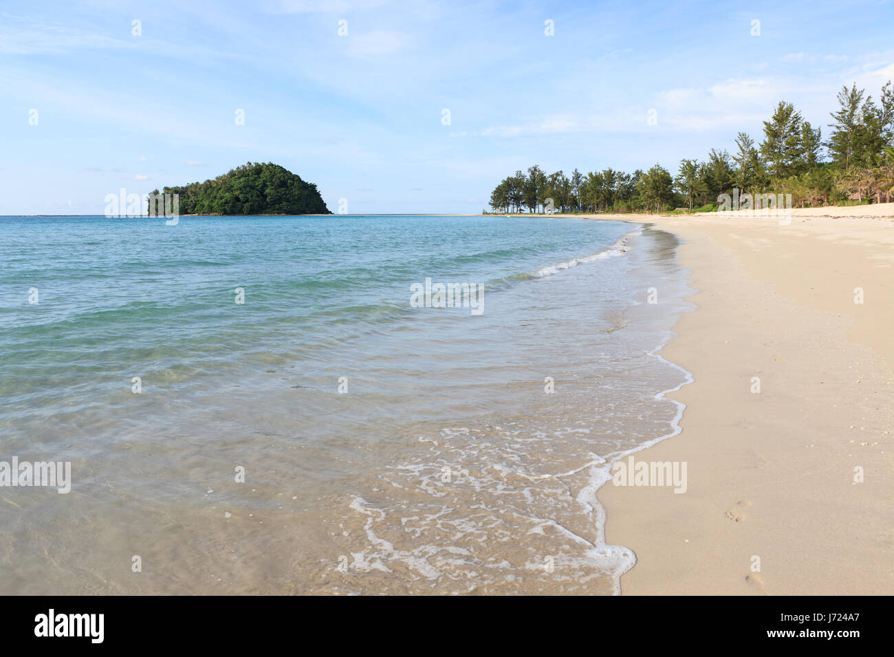 Kelambu beach borneo malaysia hi-res stock photography and images - Alamy