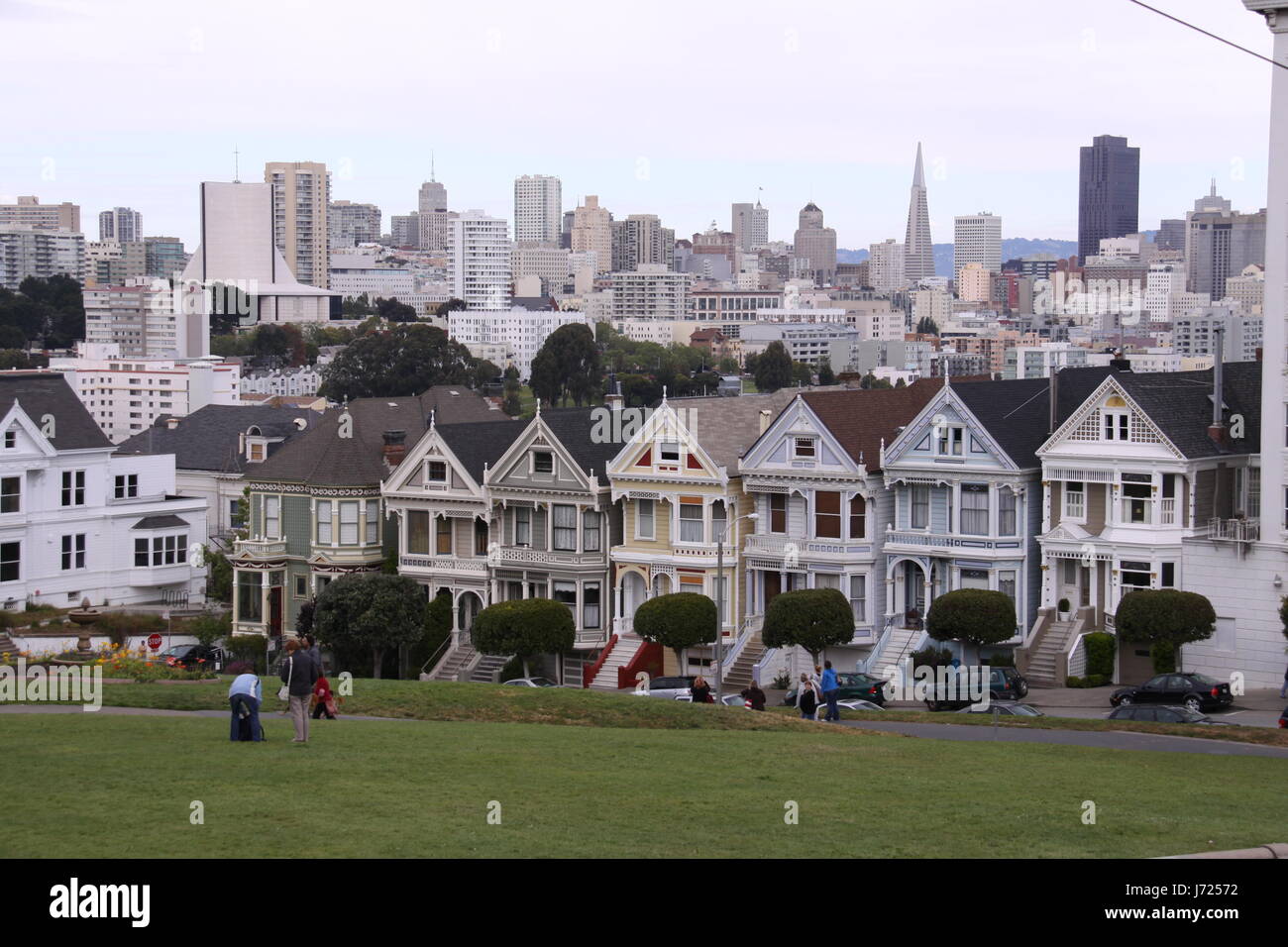 Ladies story hi-res stock photography and images - Alamy