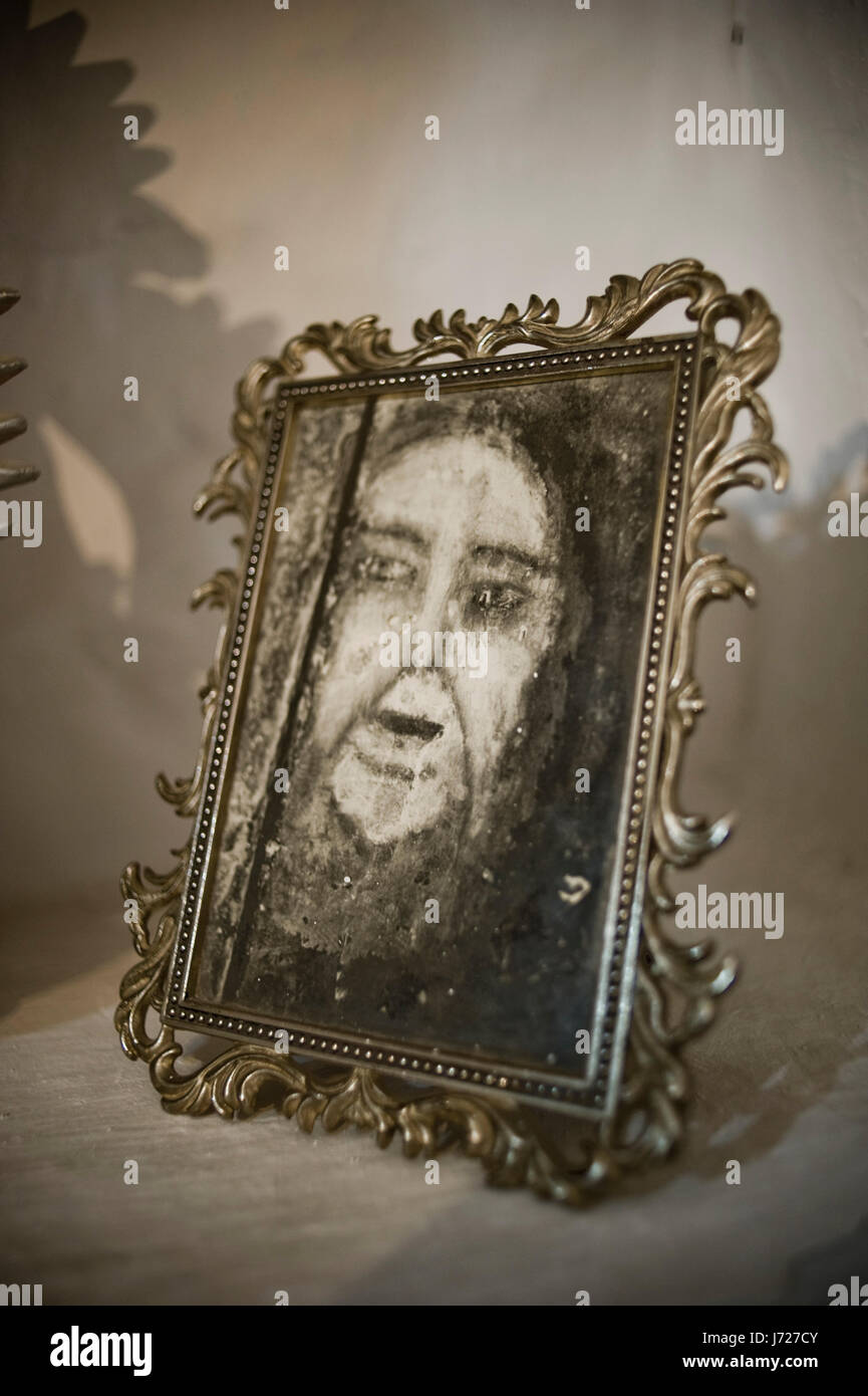 Mistery of apparition of faces on the walls of a house in Belmez de la ...