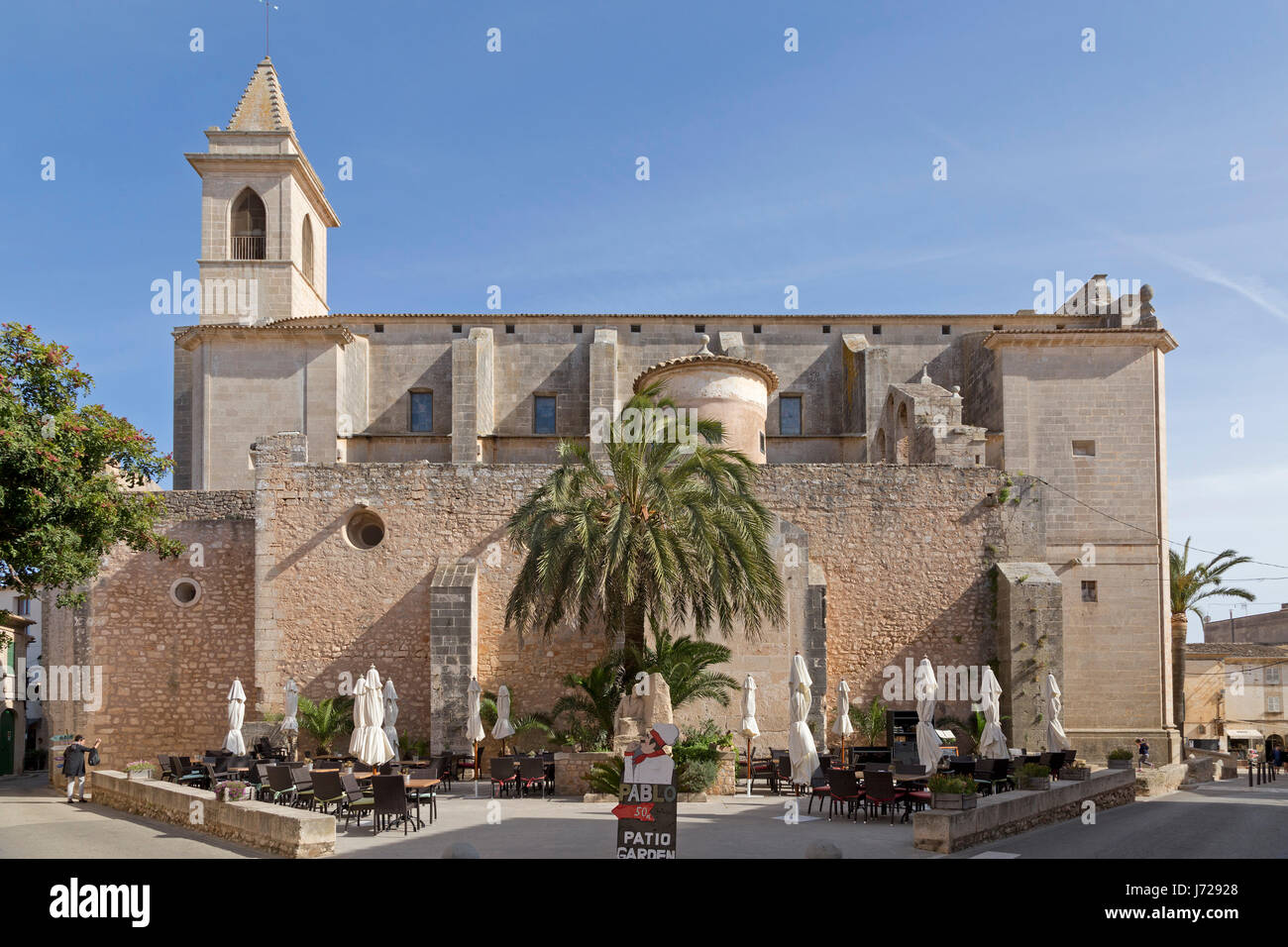 Church in santanyi majorca hi-res stock photography and images - Alamy