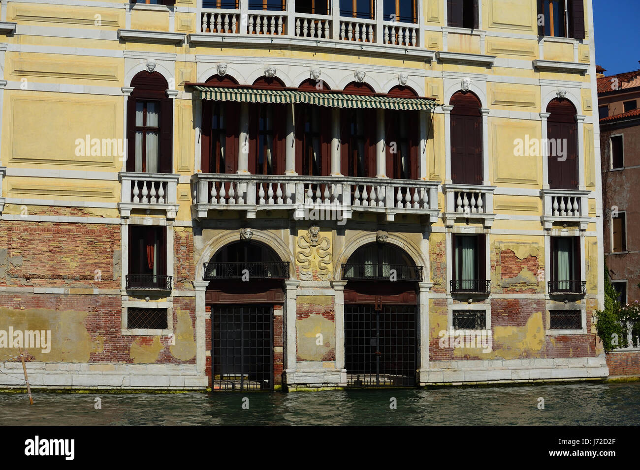 Buildings on the Venice Grand Canal - sequence Stock Photo - Alamy