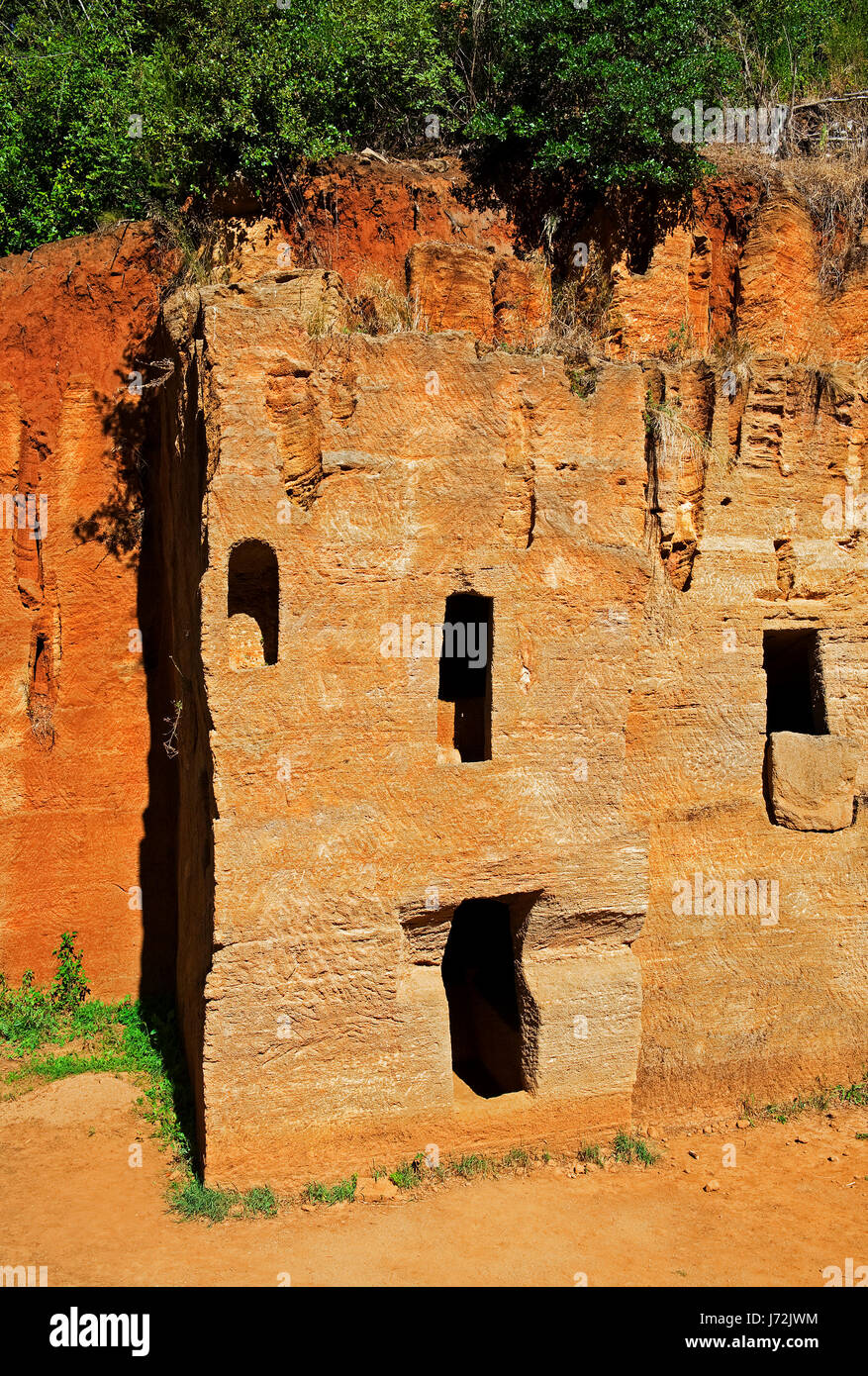 historical europe sightseeing tuscany emblem italy grave travel ...