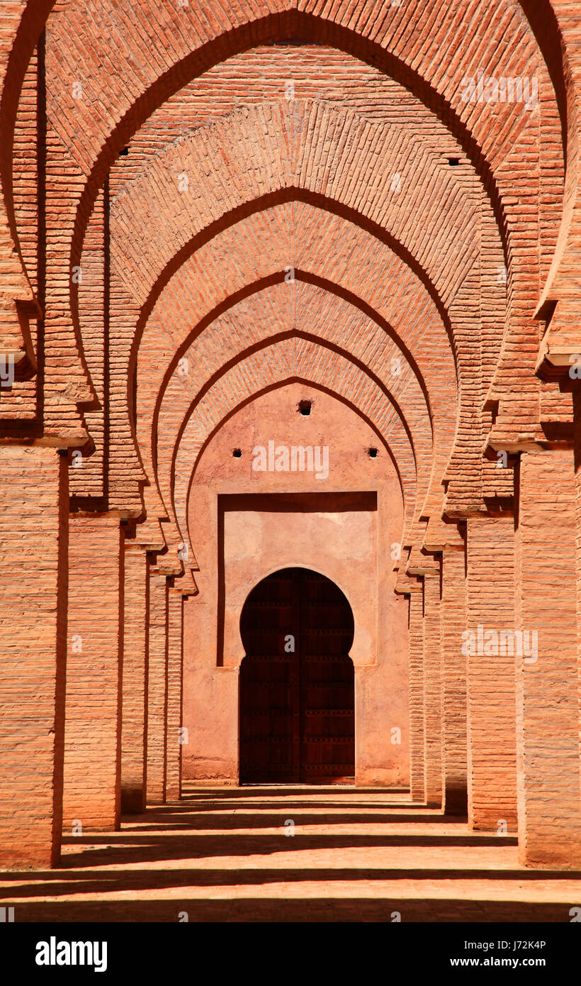 ancient mosque in morocco Stock Photo - Alamy