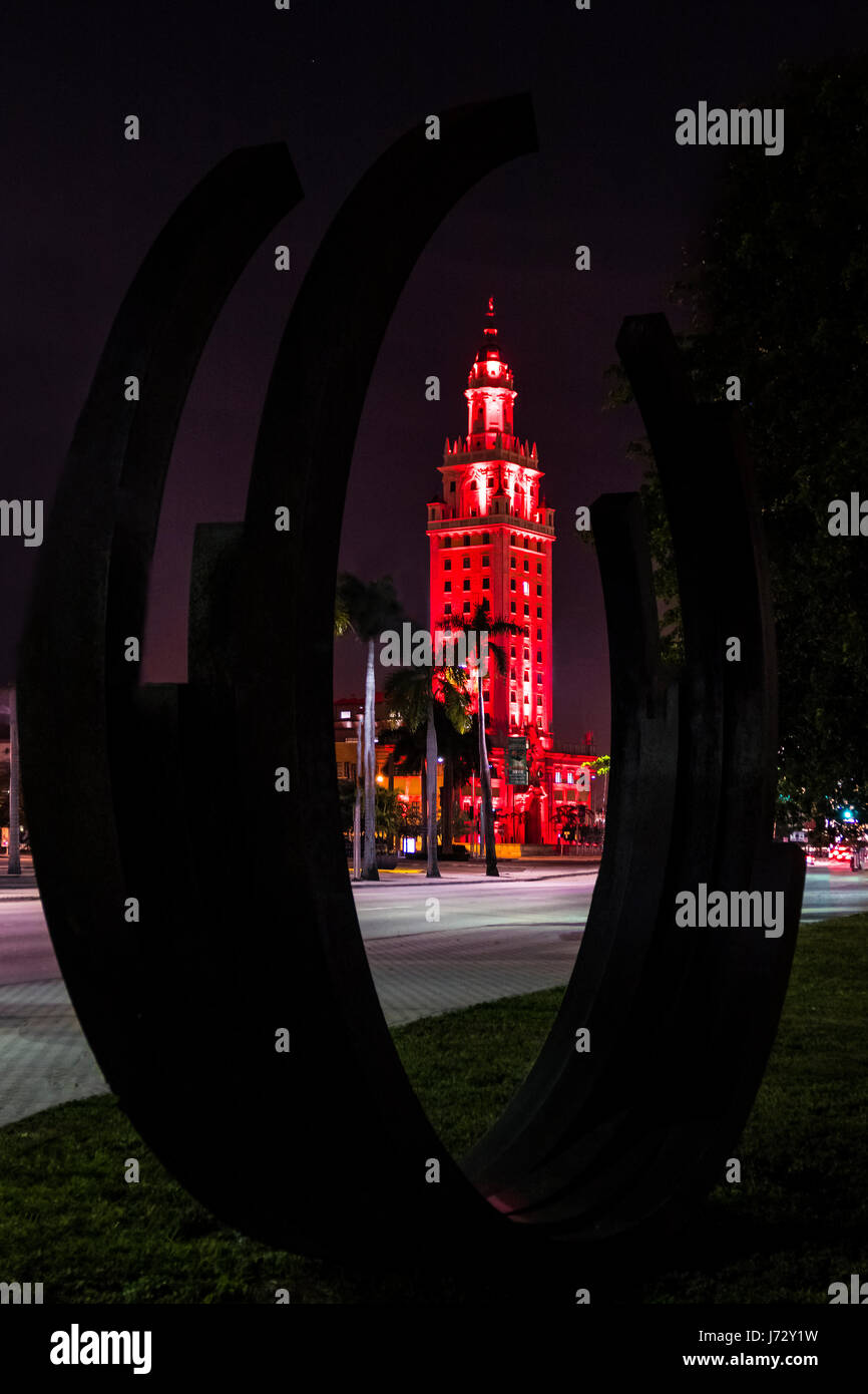 Freedom tower miami at night hi-res stock photography and images - Alamy