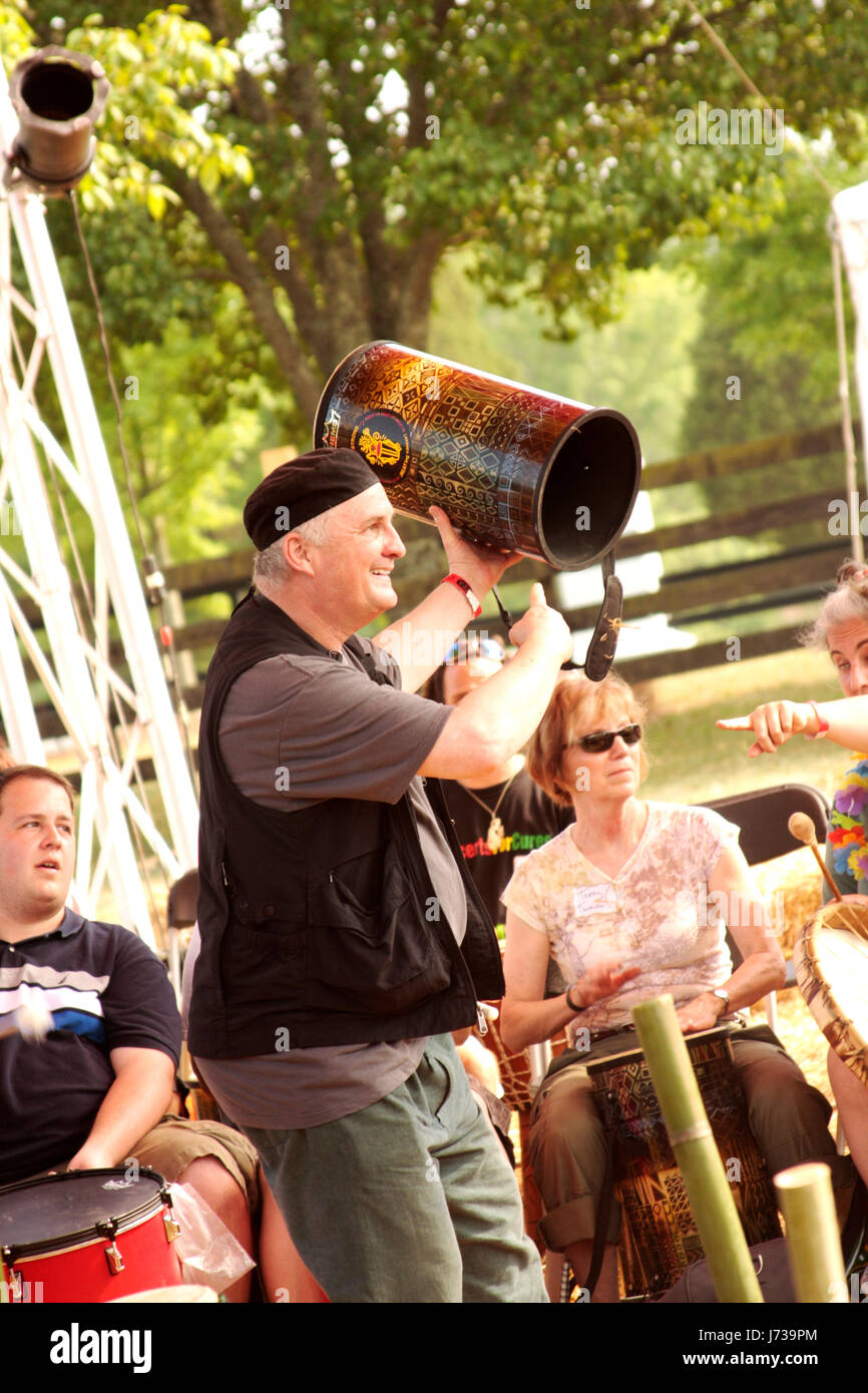 Drum circle hi-res stock photography and images - Alamy