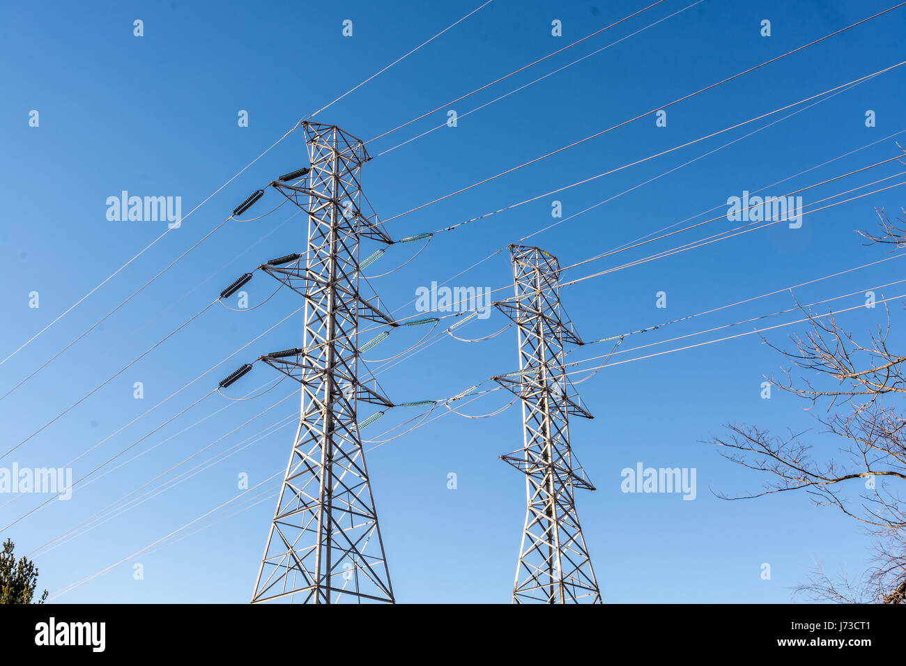 Poles electric grid line hi-res stock photography and images - Alamy