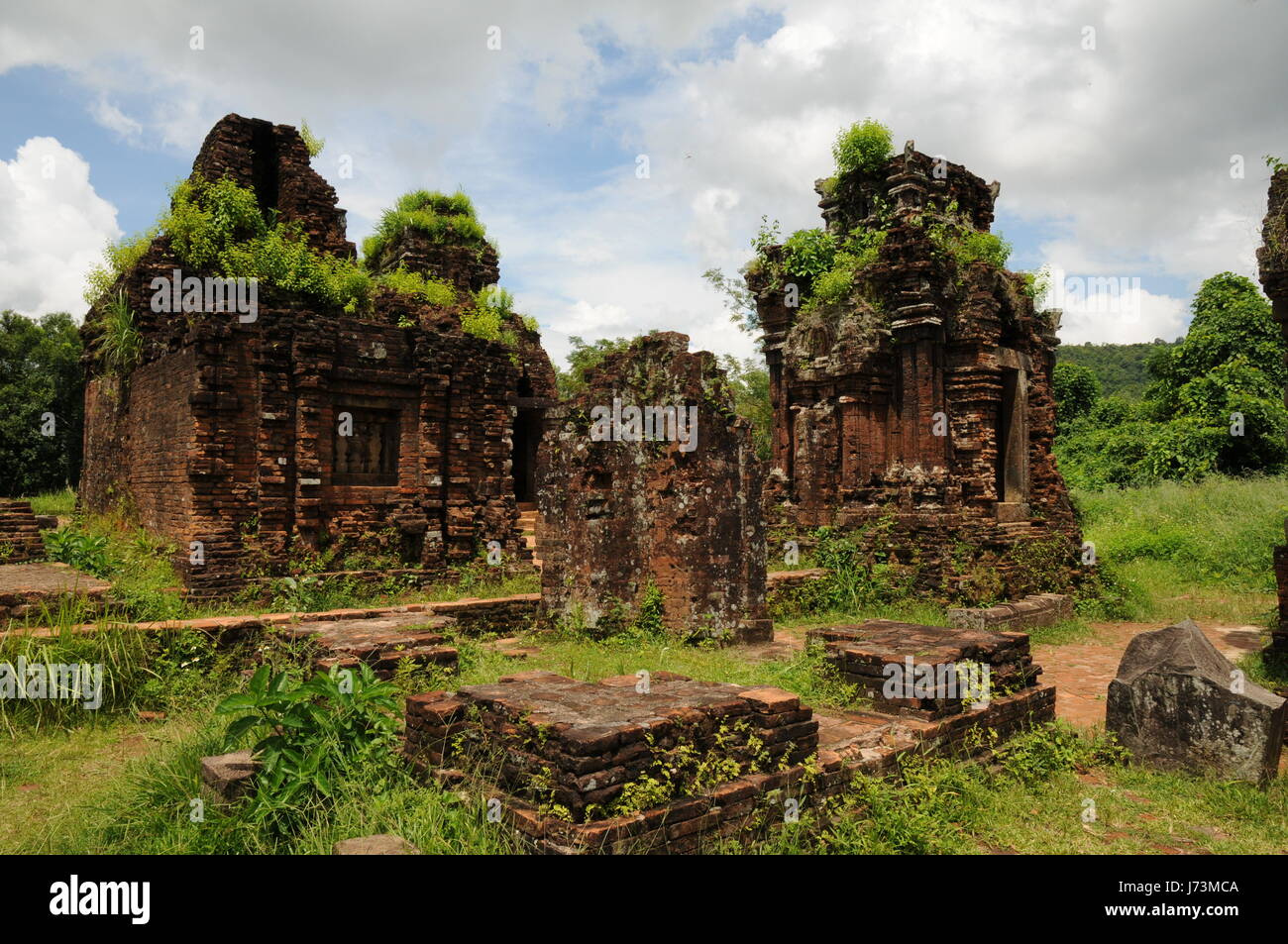 temple monument asia son ann my temple monument asia son tomb ruins ...