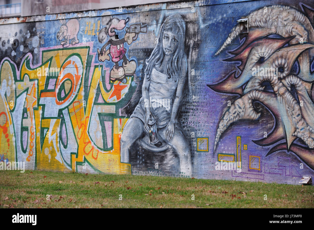 art sad daub graffiti grafitti photo picture image copy deduction mouse ...