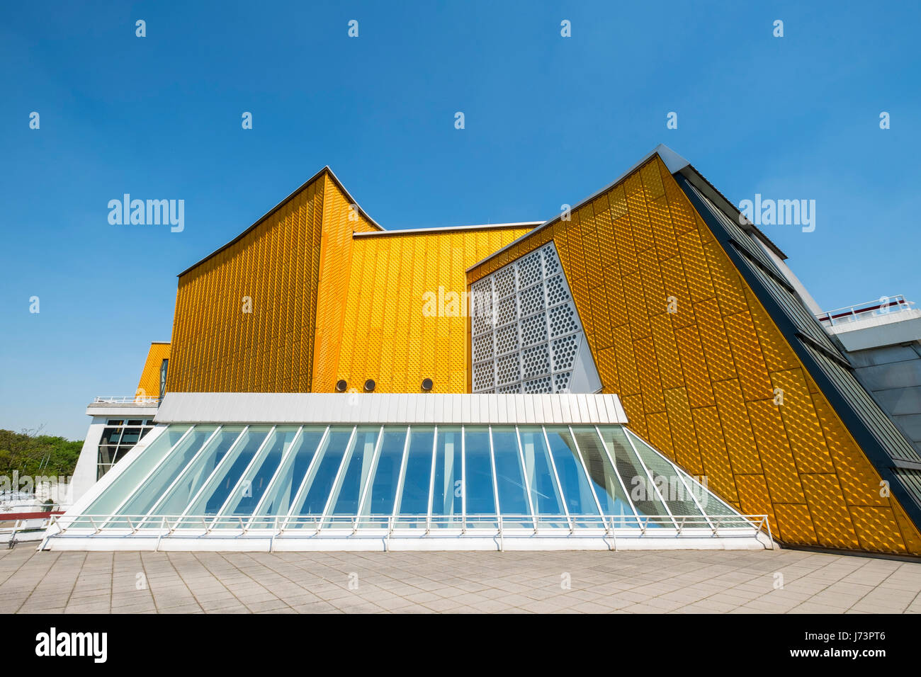 Exterior view of Berlin Philharmonie concert hall, home of Berlin ...