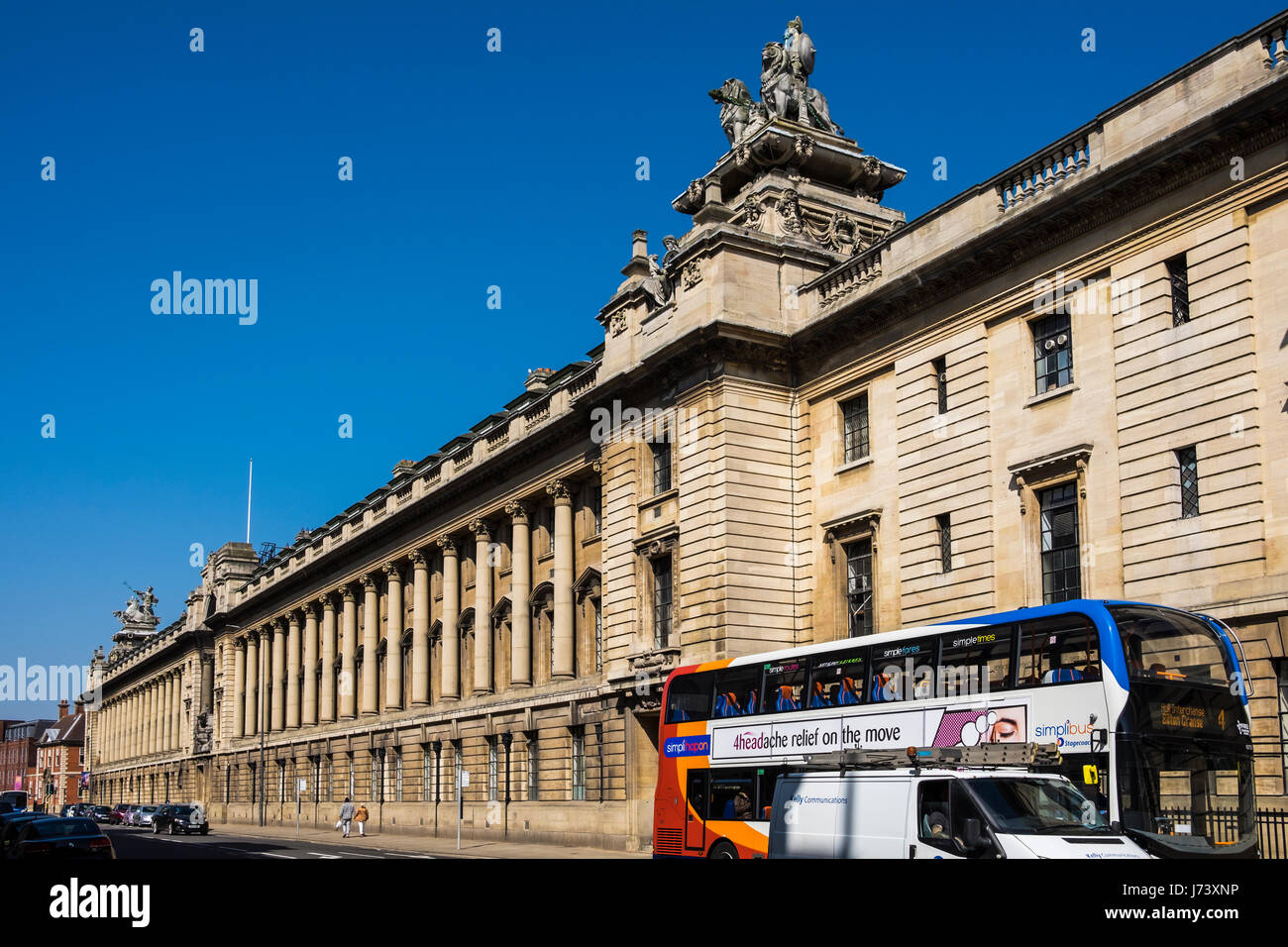 The Guildhall on Alfred Gelder Street, Kingston Upon Hull, Yorkshire ...