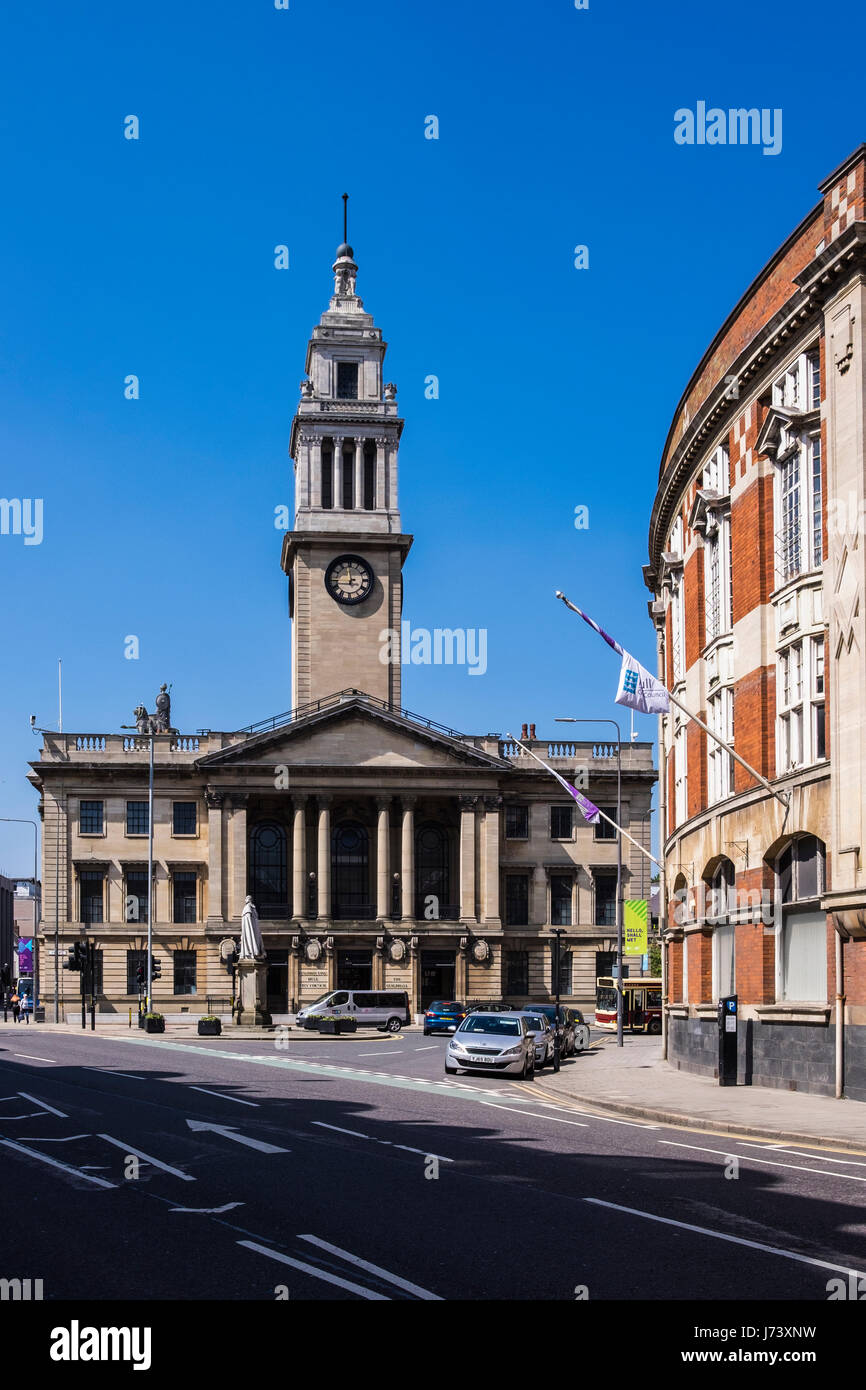 The Guildhall on Alfred Gelder Street, Kingston Upon Hull, Yorkshire ...