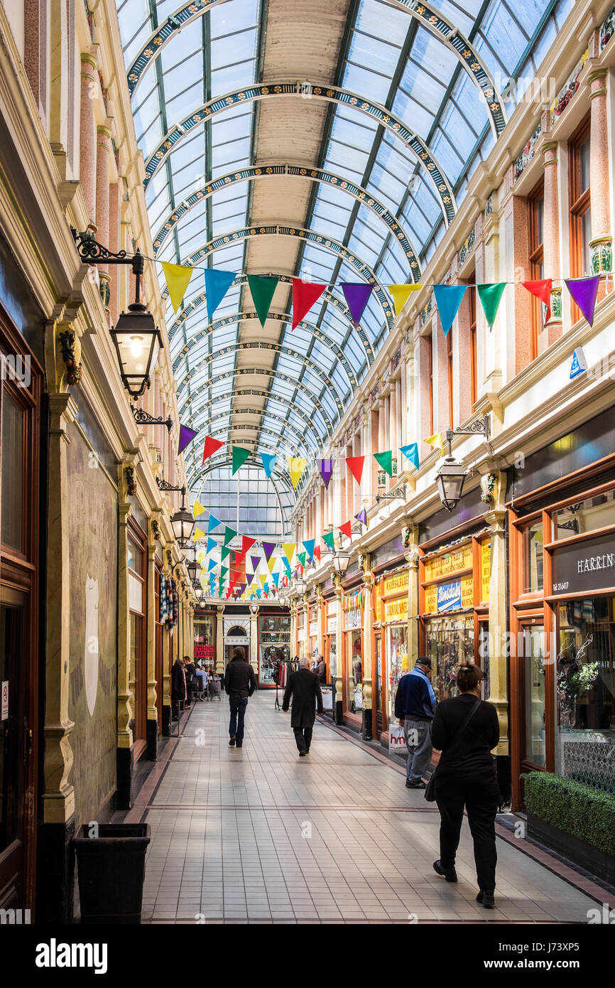 Hull hepworth arcade hi-res stock photography and images - Alamy