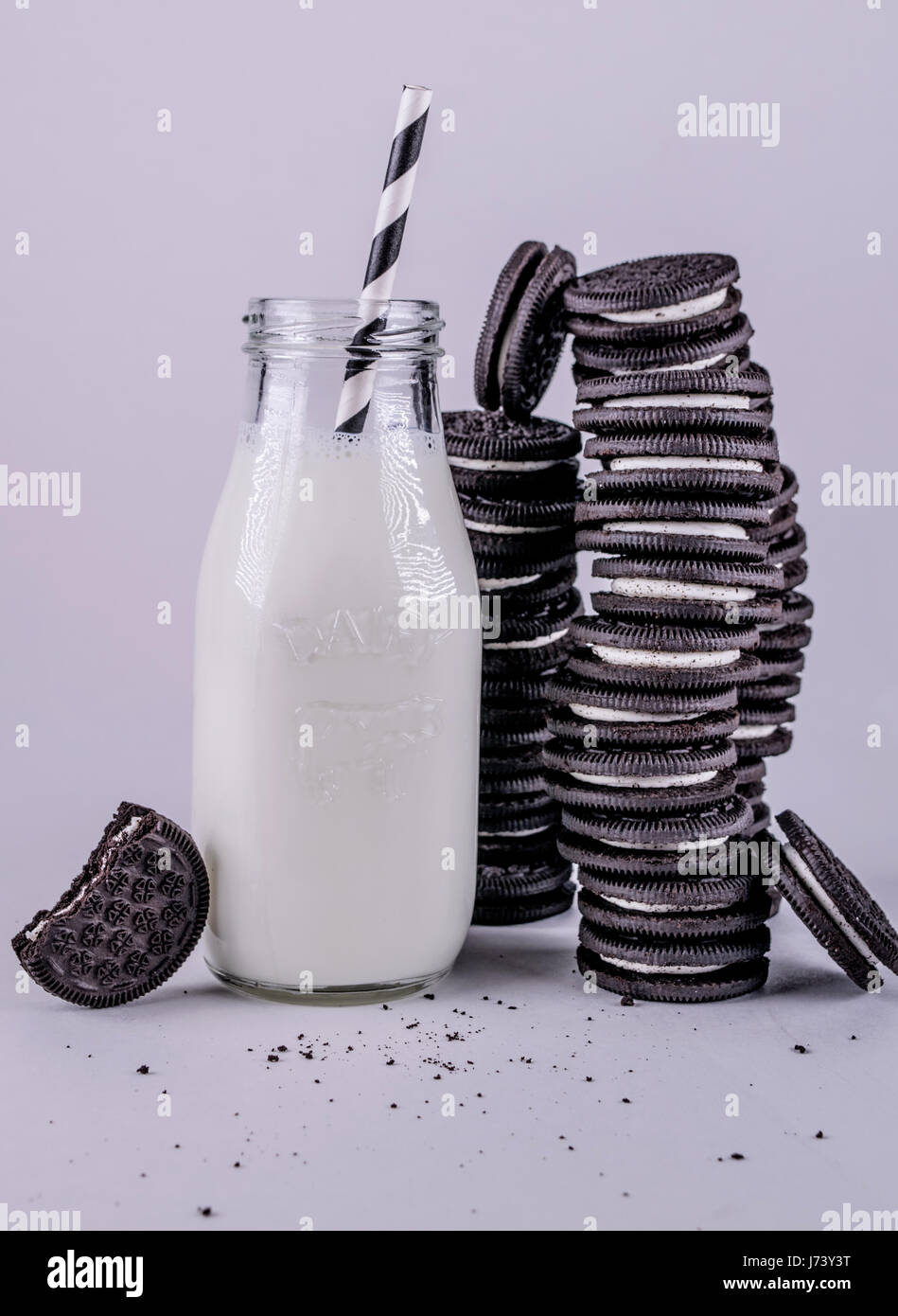 Oreos And Milk Wallpaper