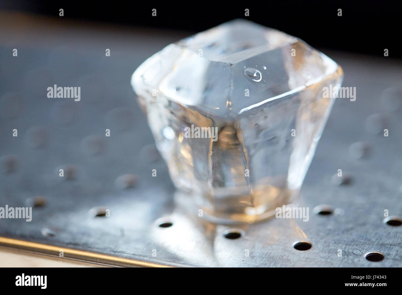 Curved bar counter hi-res stock photography and images - Alamy