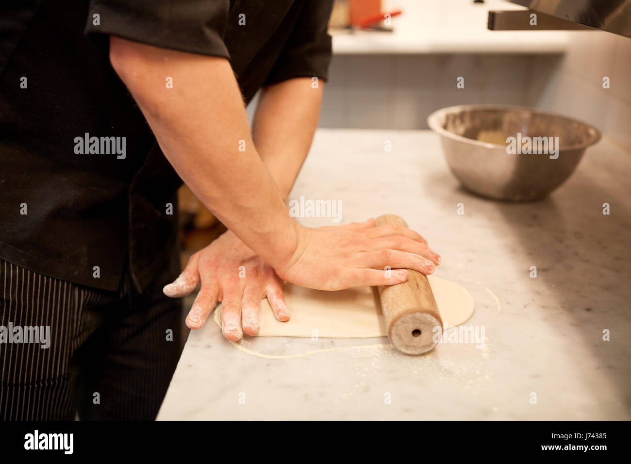 Rolling pin baking dish hi-res stock photography and images - Alamy