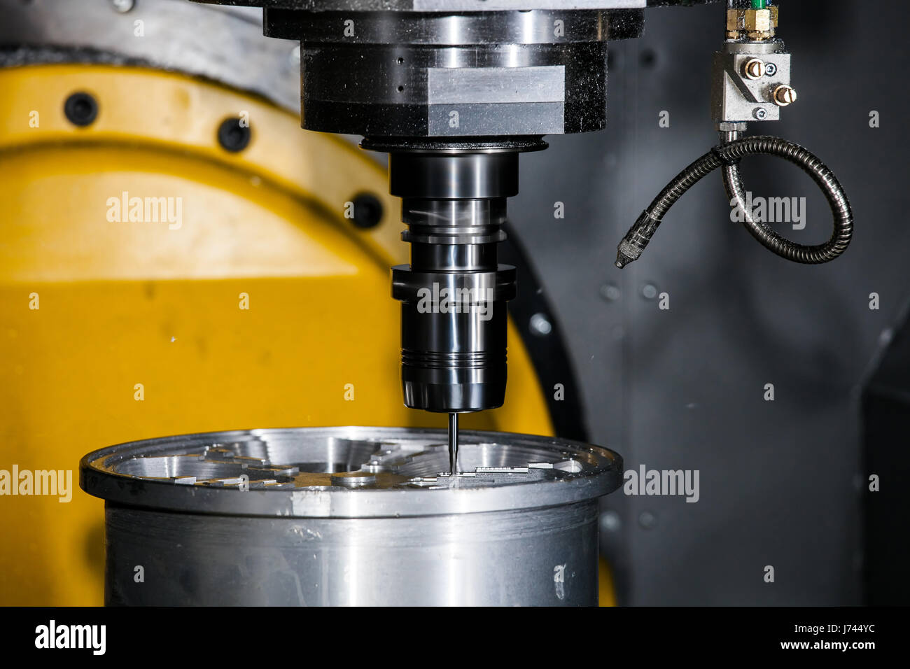 Milling machining center Stock Photo - Alamy