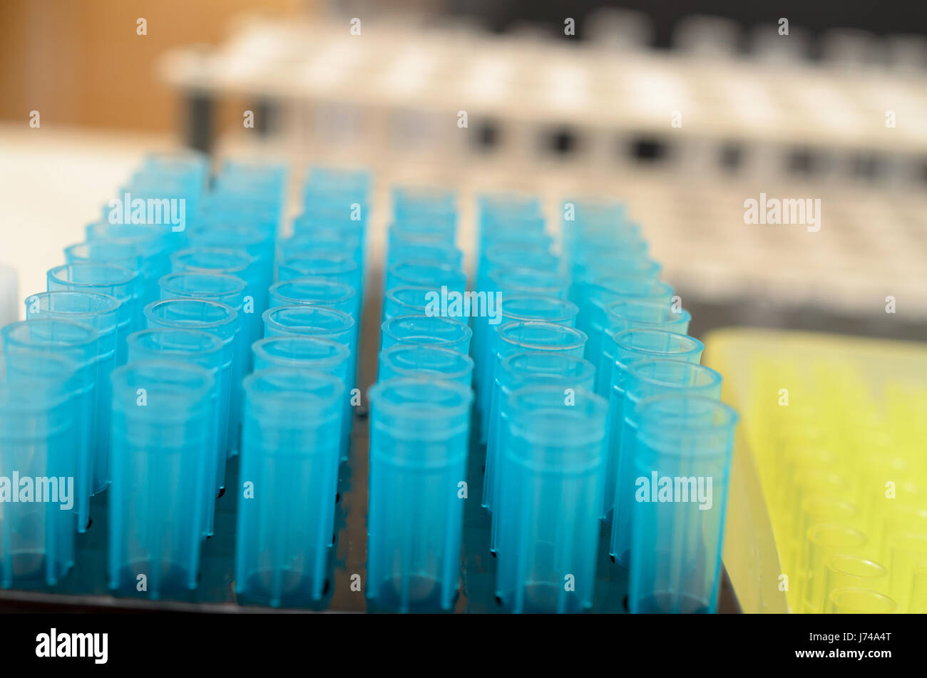 Test Tube Yellow Solution High Resolution Stock Photography and Images ...