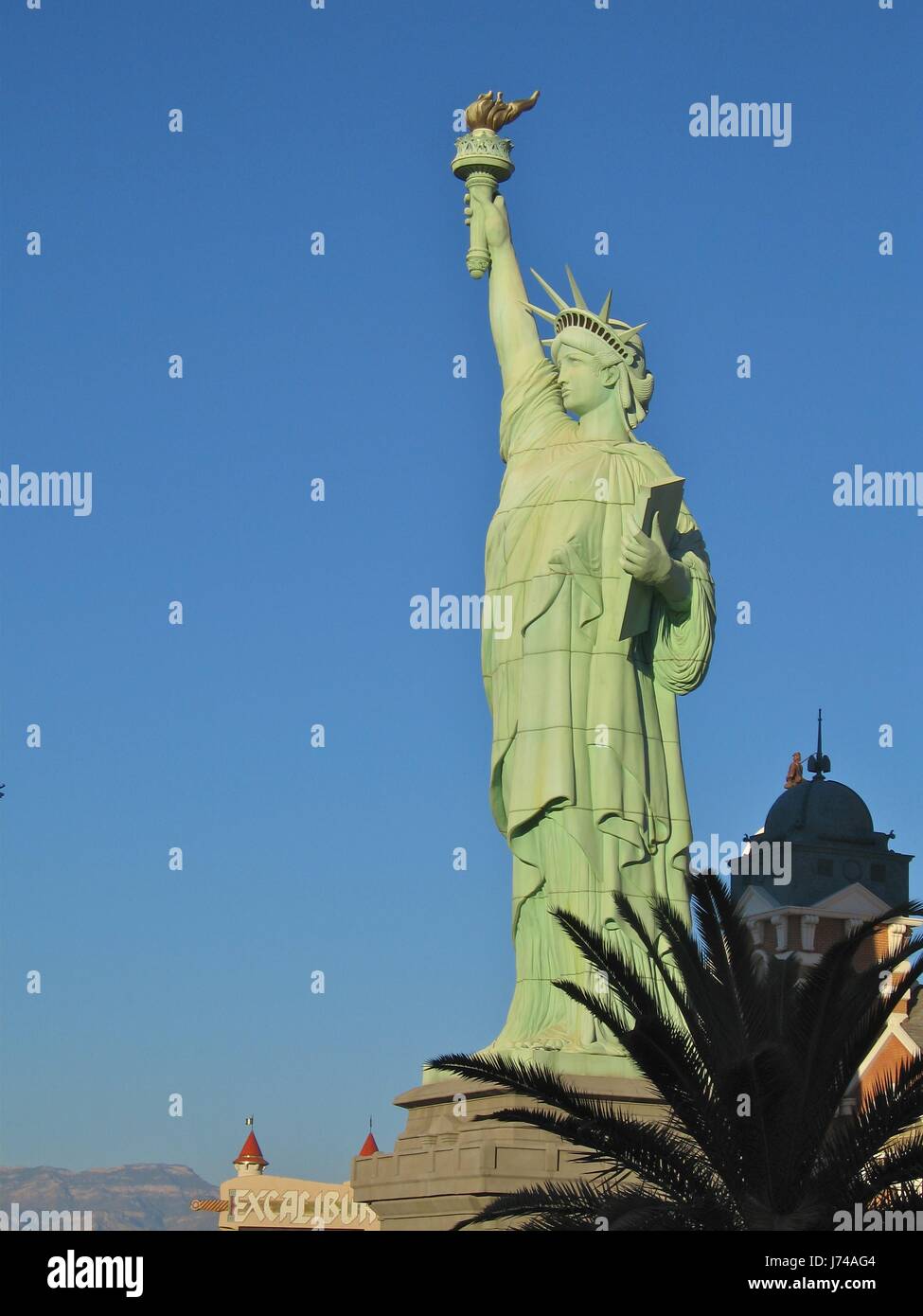 city town statue new usa freedom liberty travel city town monument ...