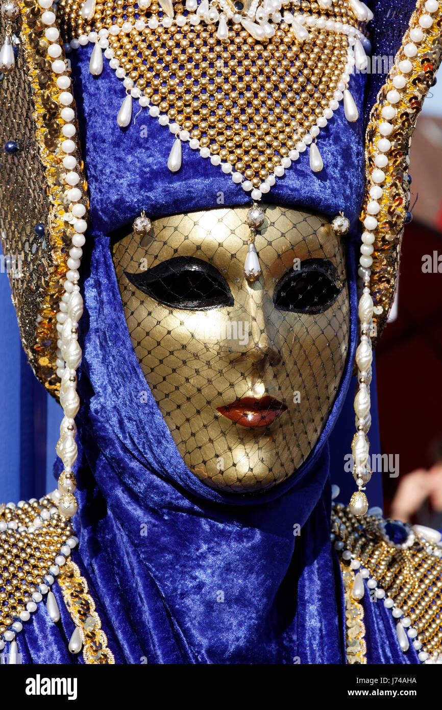 Rococo masks hi-res stock photography and images - Alamy