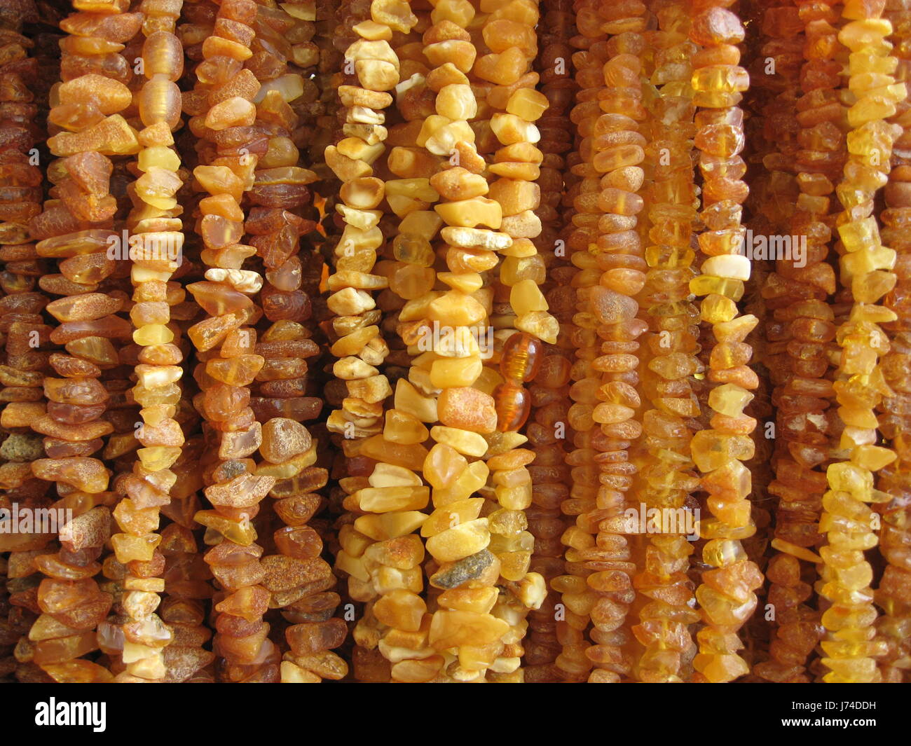 Bernsteinschmuck hi-res stock photography and images - Alamy
