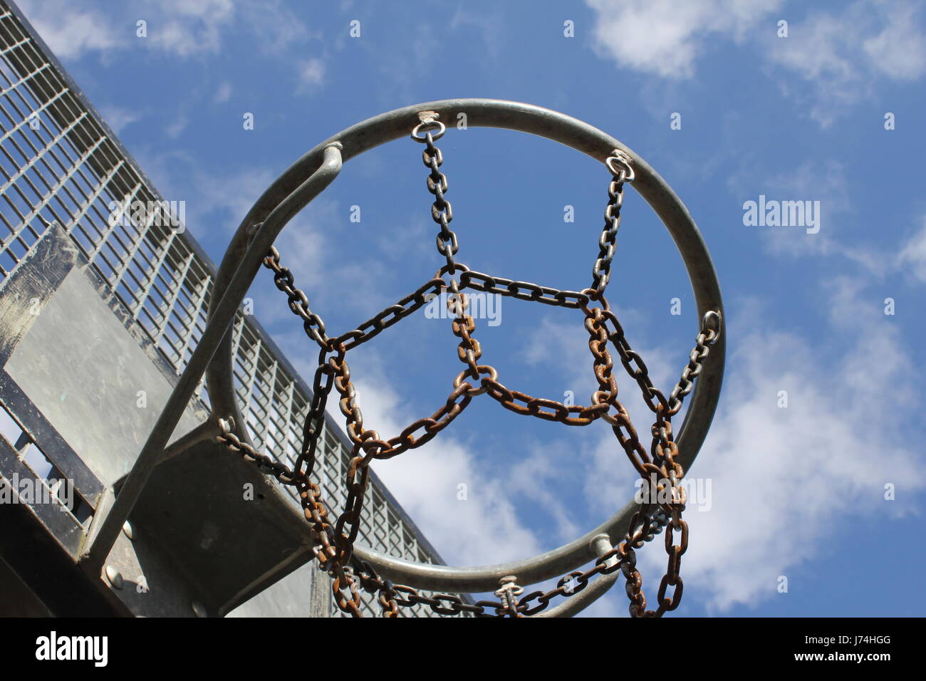 Basketballkorb hi-res stock photography and images - Alamy