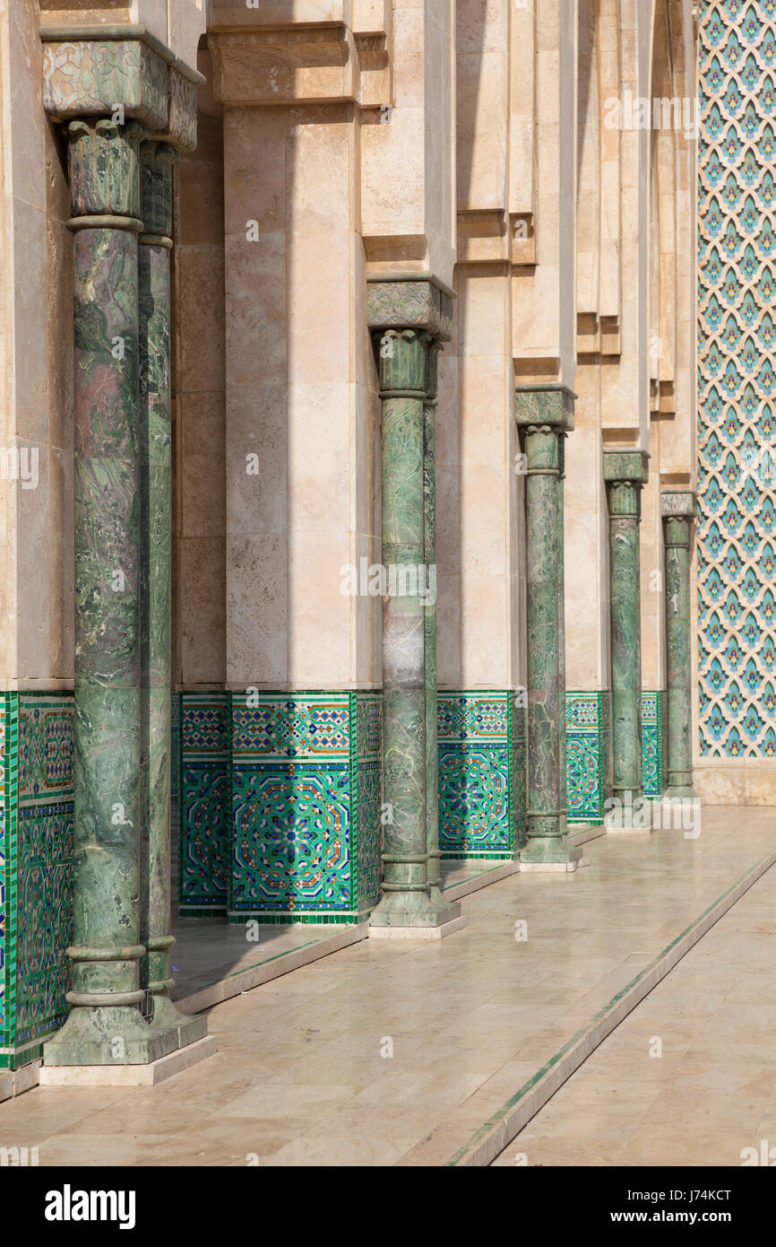 colour columns style of construction architecture architectural style ...