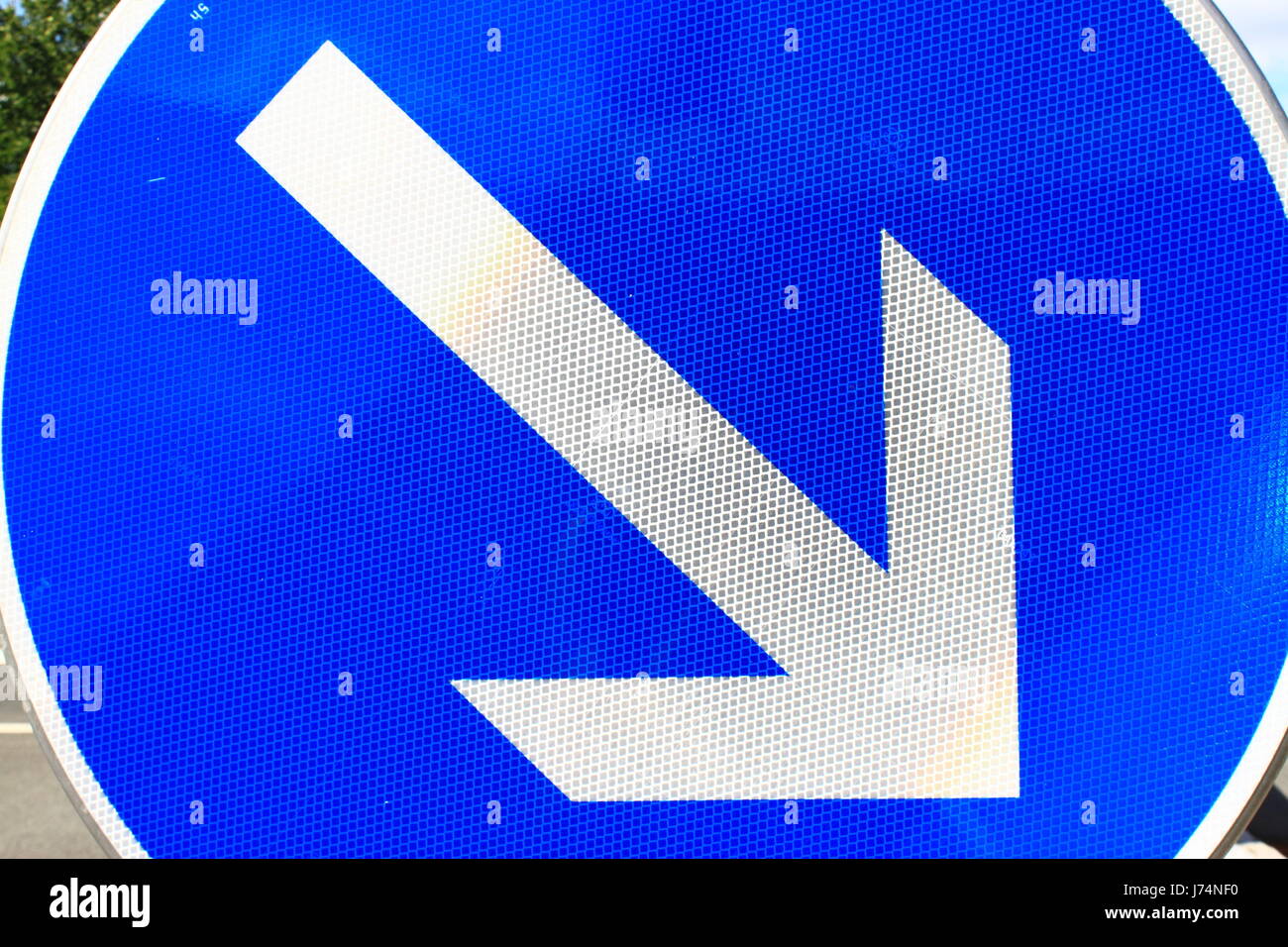 Traffic flow arrow hi-res stock photography and images - Alamy