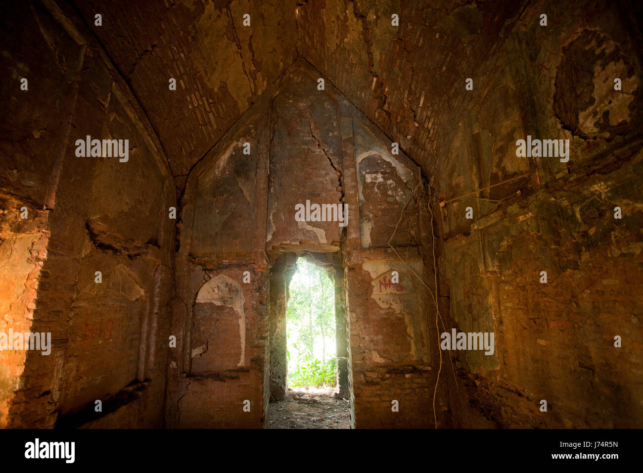 Ruined temple hi-res stock photography and images - Alamy