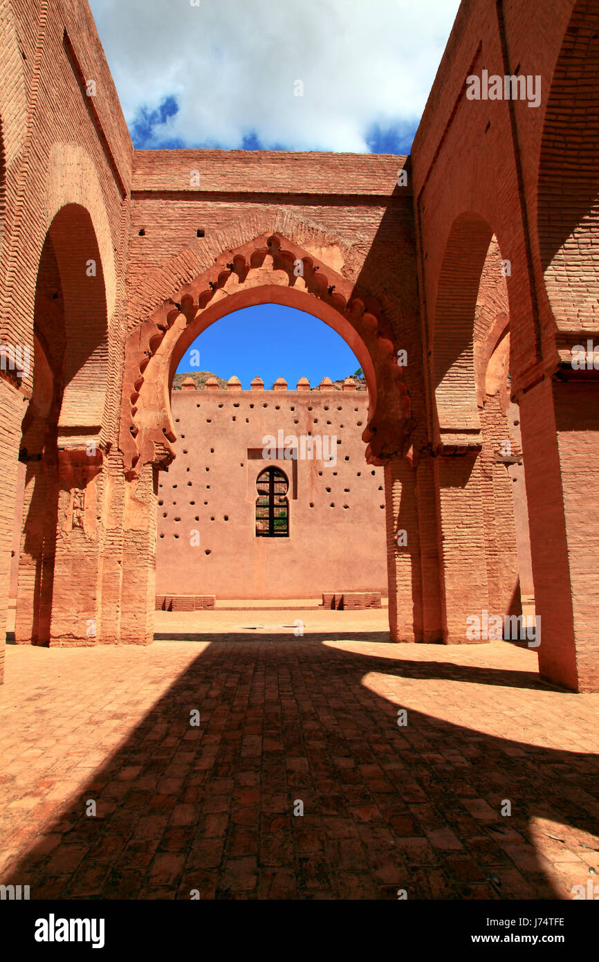 ancient mosque in morocco Stock Photo - Alamy