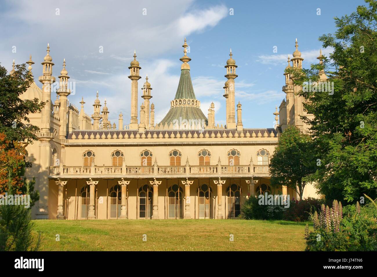 england palace britain blue tower tree park green columns summer ...