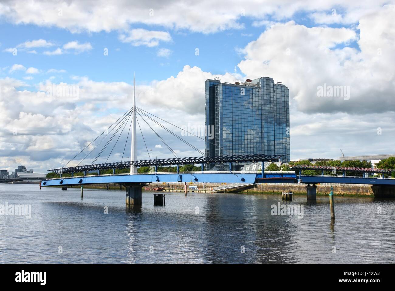 bridge swing-bridge scotland glasgow river water blue house multistory ...