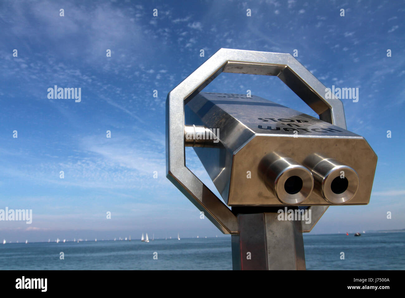 check horizon guard distance look glancing see view looking peeking ...