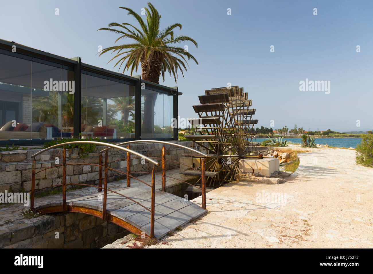 Argostoli restaurant hi-res stock photography and images - Alamy
