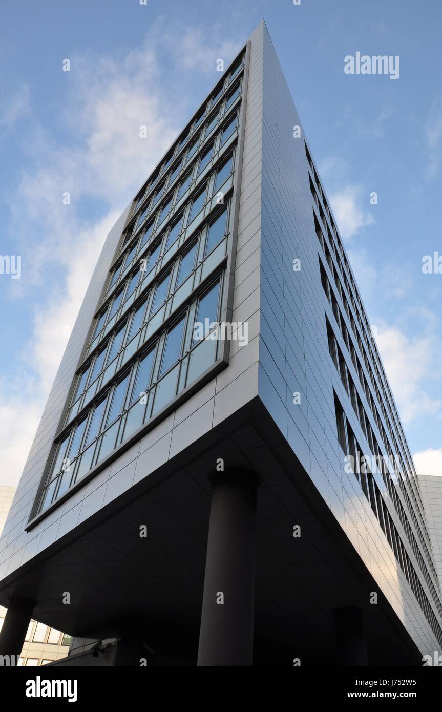 Block on stilts hi-res stock photography and images - Alamy