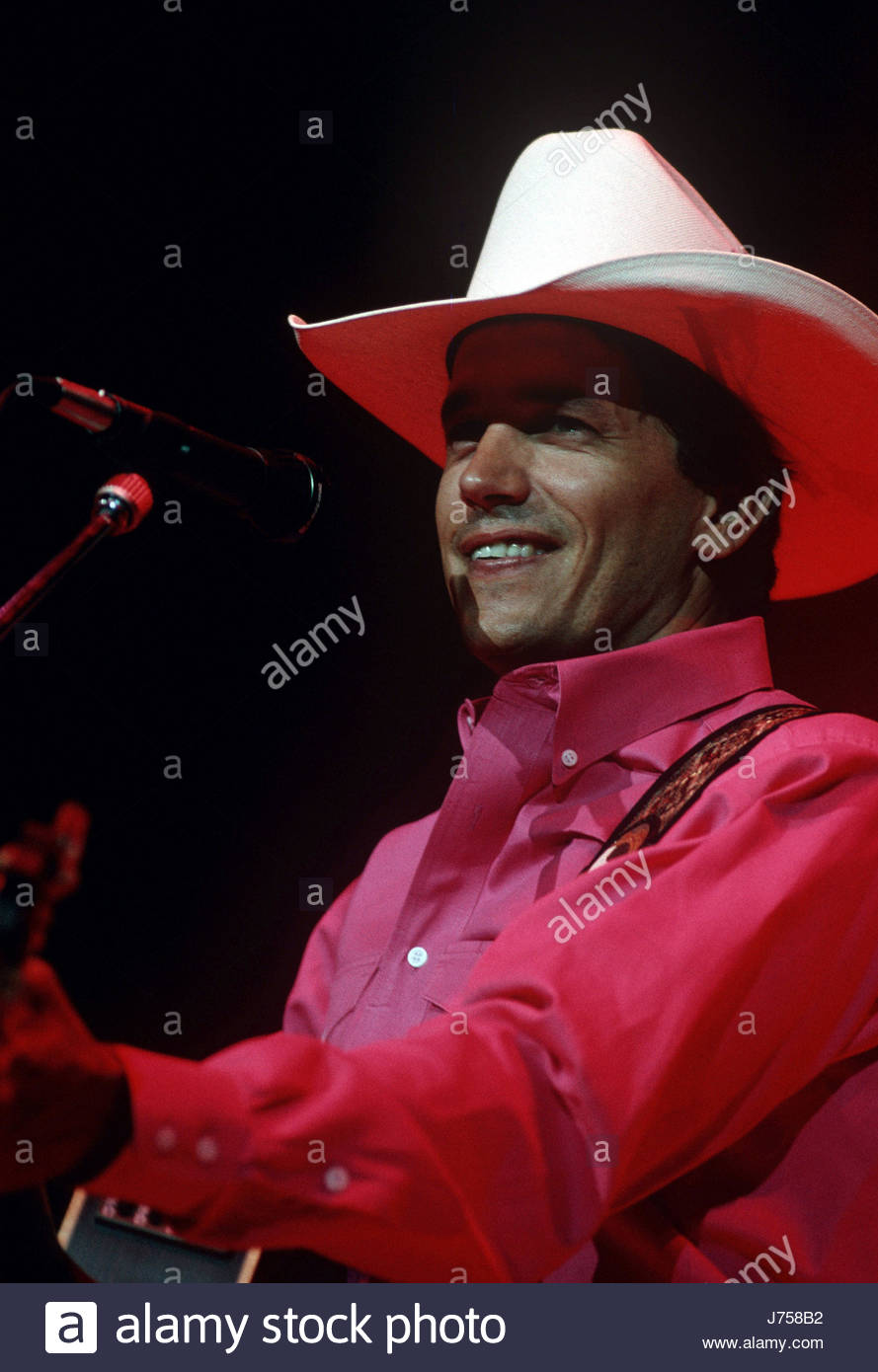 George Strait High Resolution Stock Photography and Images - Alamy