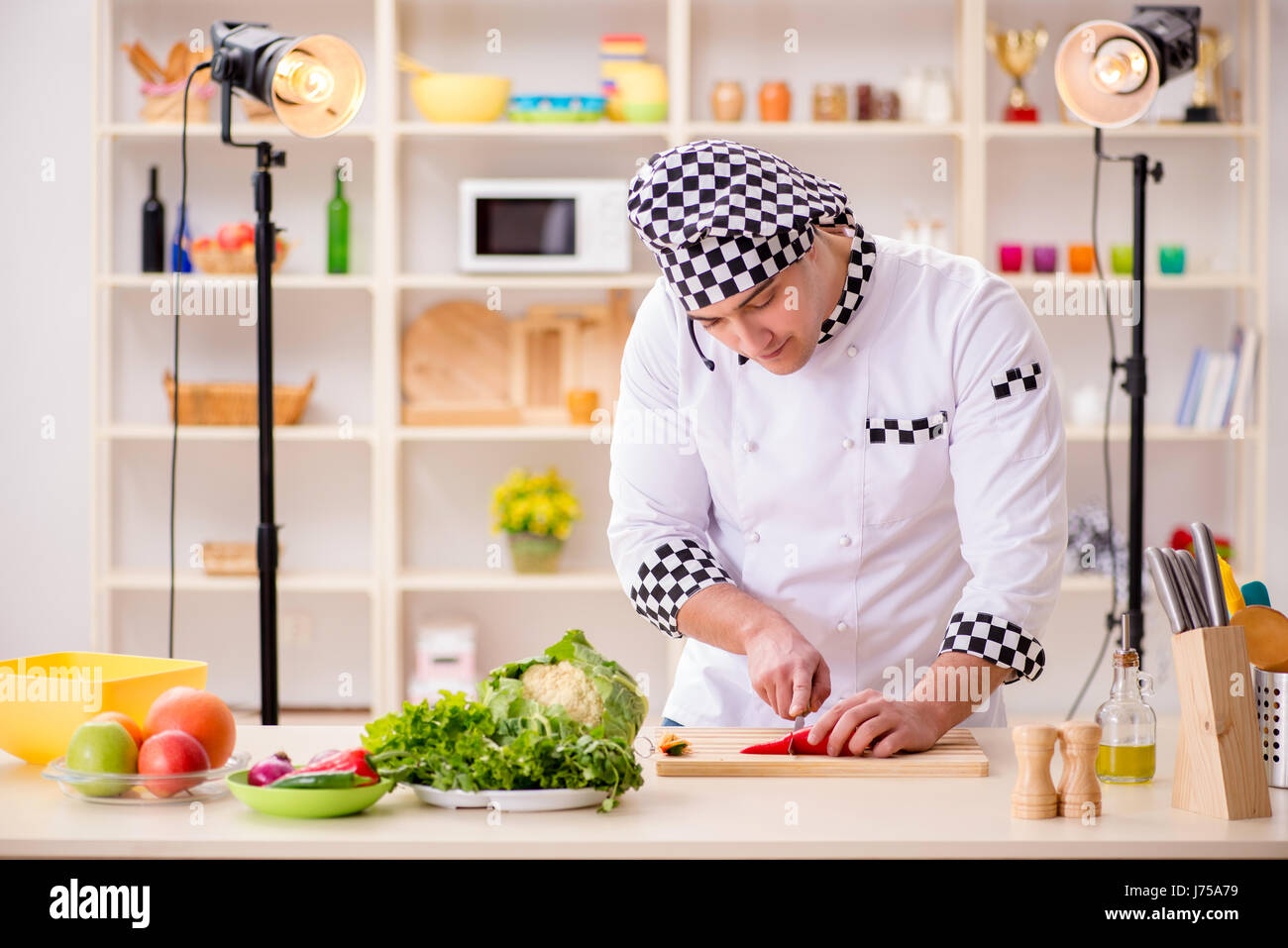 Food cooking tv show in the studio Stock Photo - Alamy