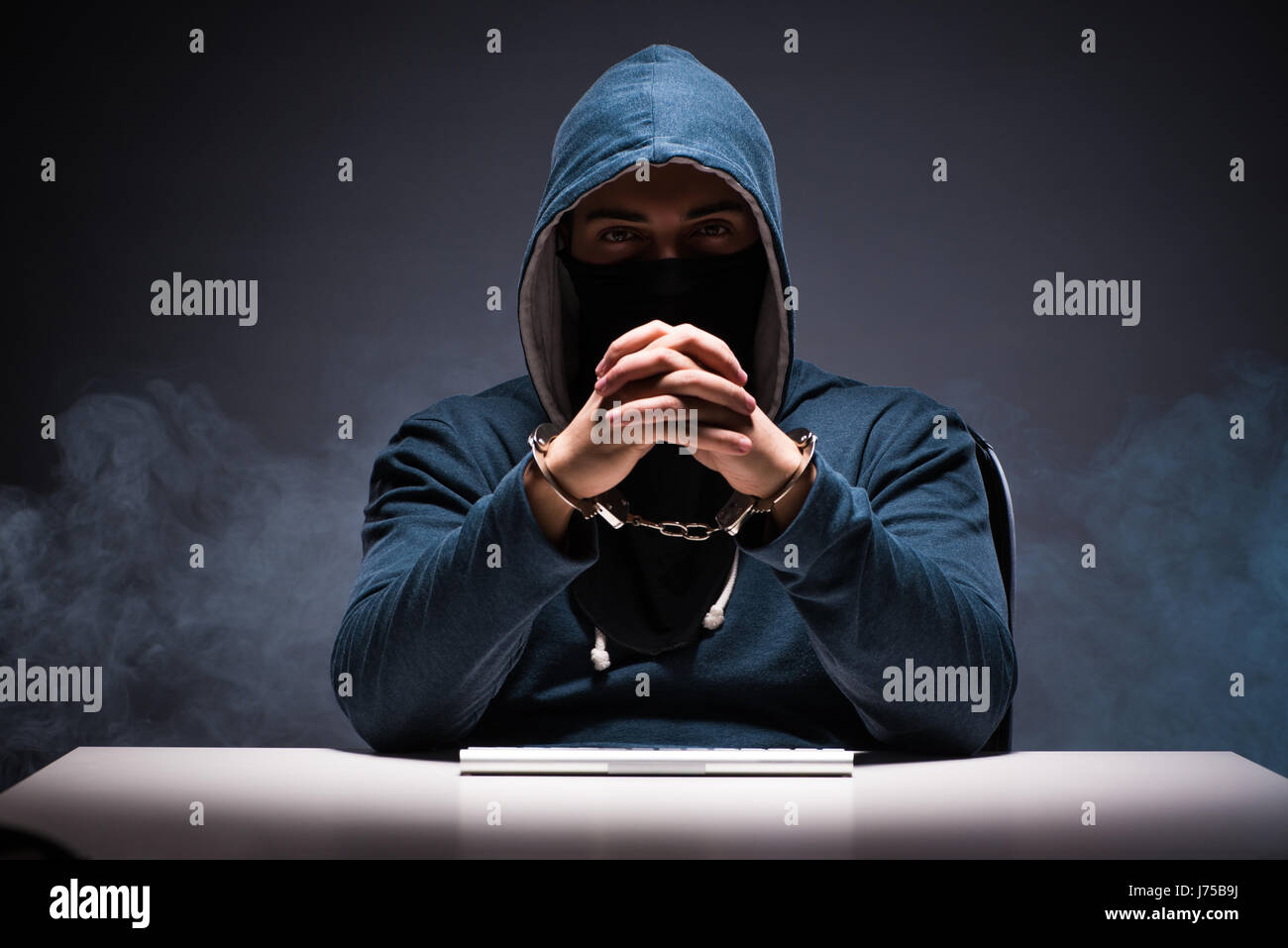 Computer hacker in prison hi-res stock photography and images - Alamy