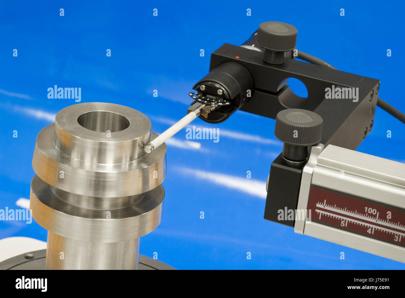 Correct measurement hi-res stock photography and images - Alamy
